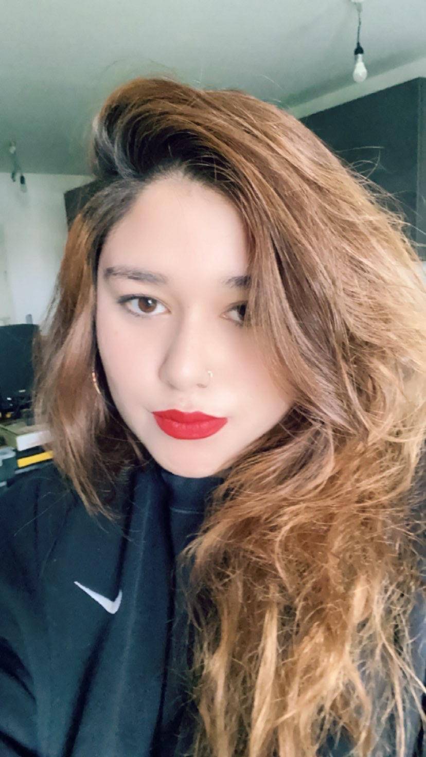 Half an eye? 😂 | Scrolller