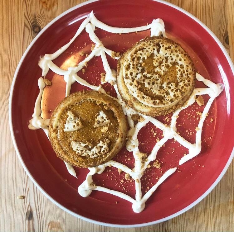 Halloween themed ‘Frumpkin Pies’ French toast crumpets stuffed with pumpkin pie mix. | Scrolller