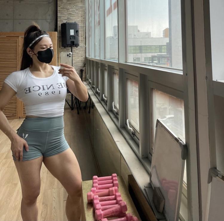 Han So Hyun | Scrolller