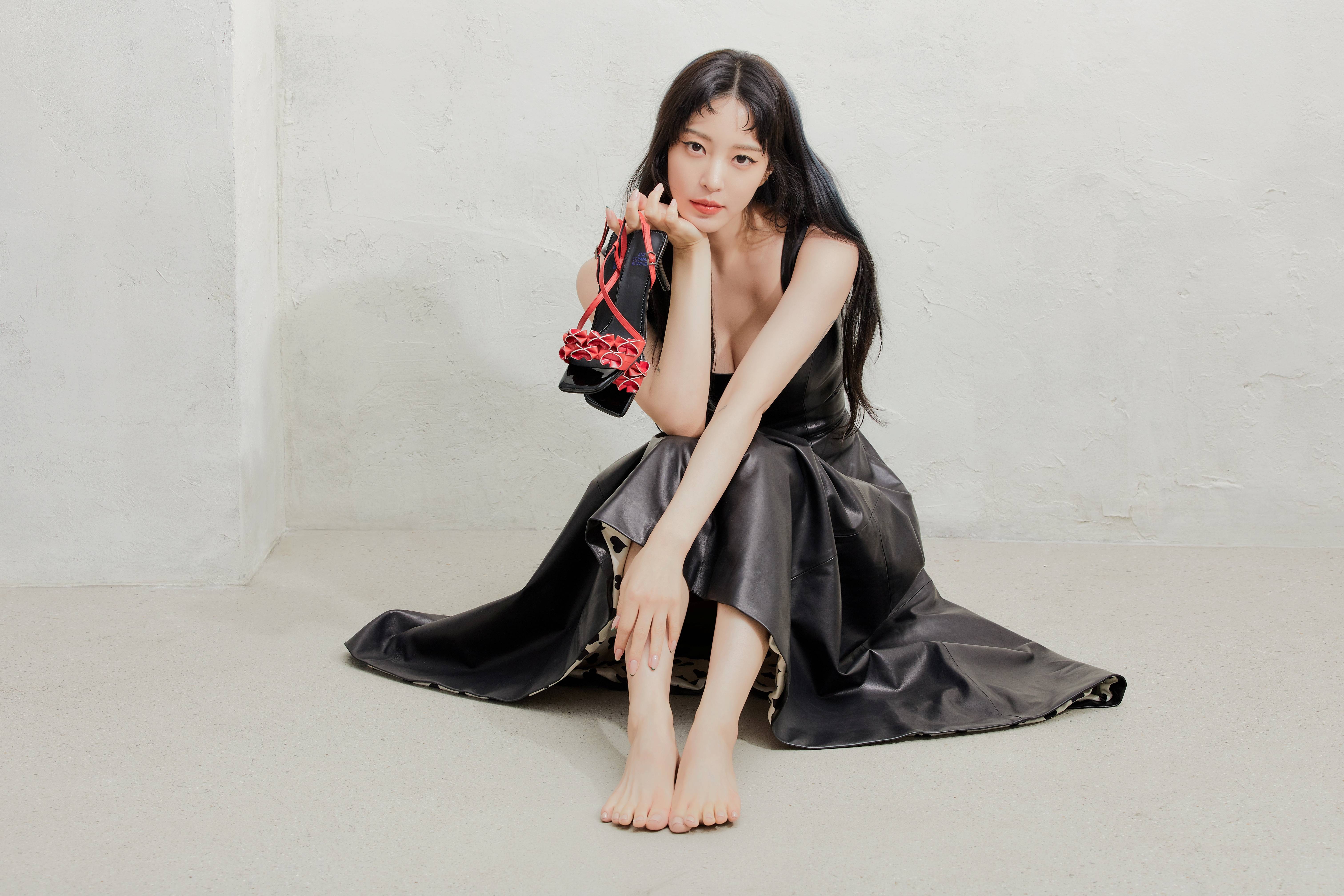 Han Ye Seul | Scrolller