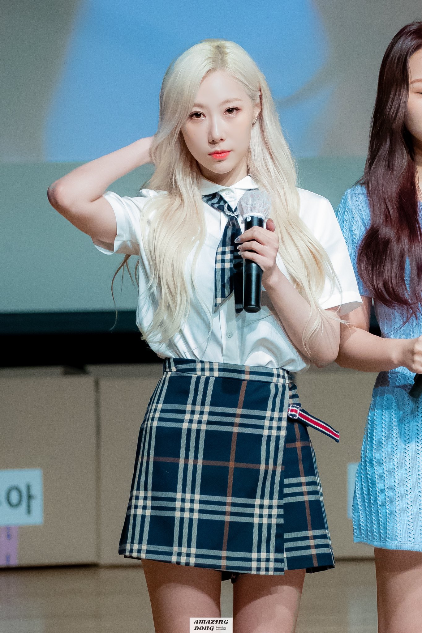 Handong | Scrolller