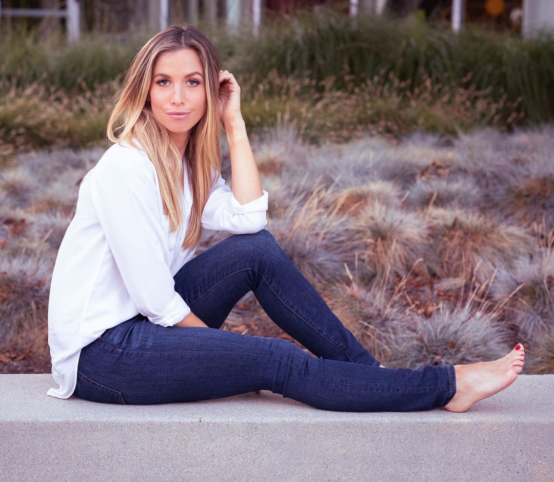 Hannah Cranston Just Screams 'Slut' | Scrolller