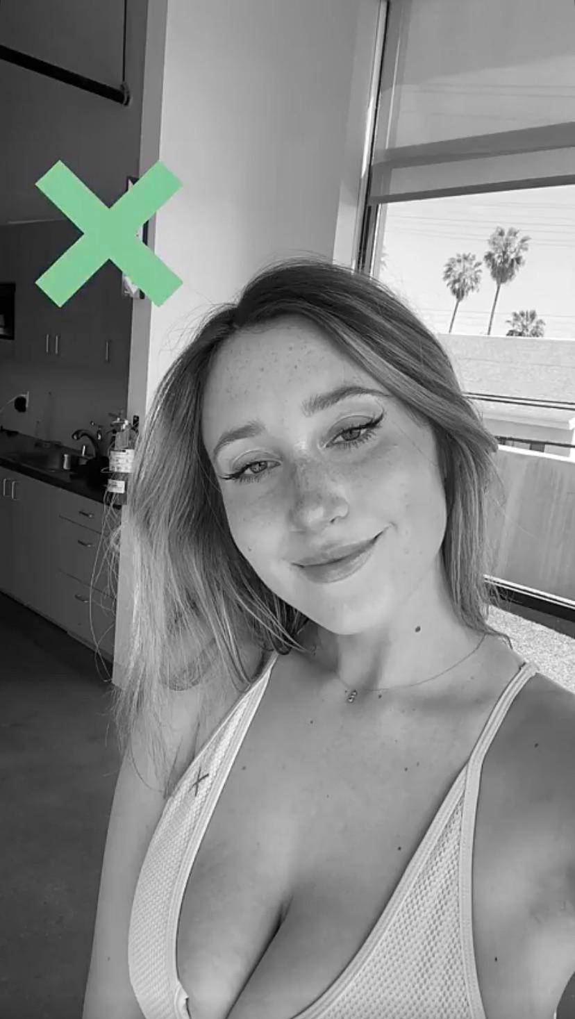 Hannah Hitchner | Scrolller