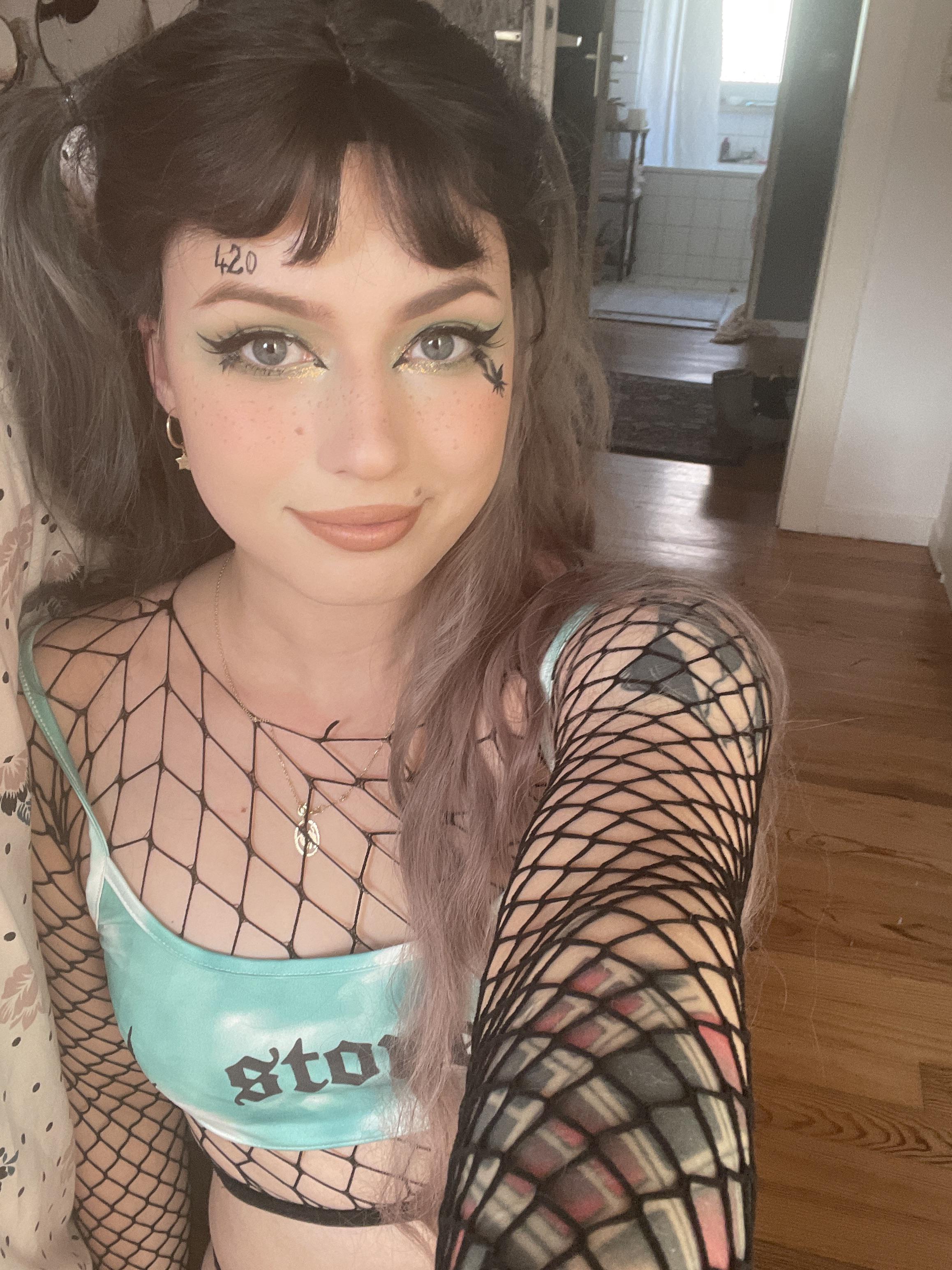 Happy 420 | Scrolller