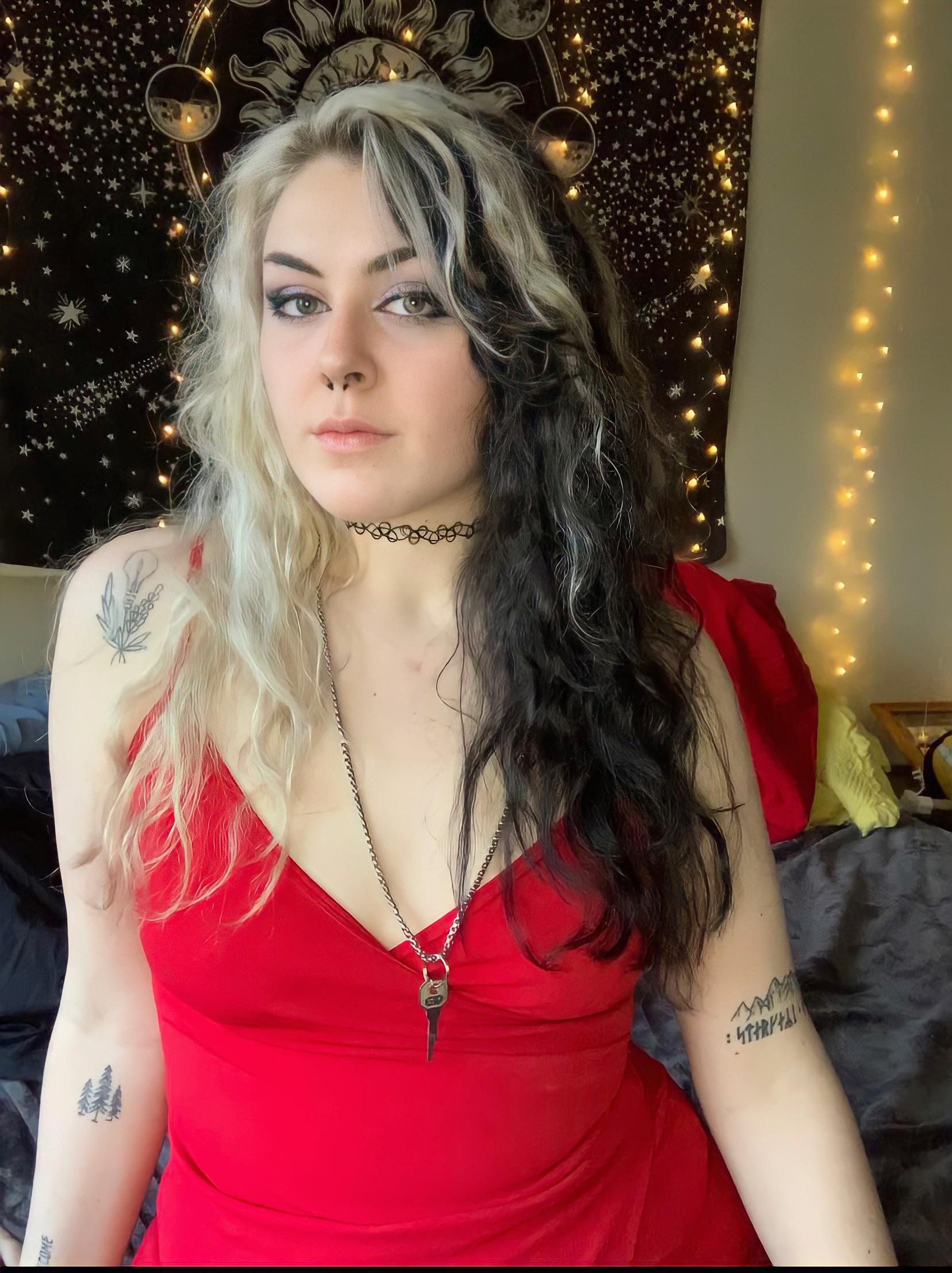 Happy Birthday To Me 🖤🖤 Scrolller