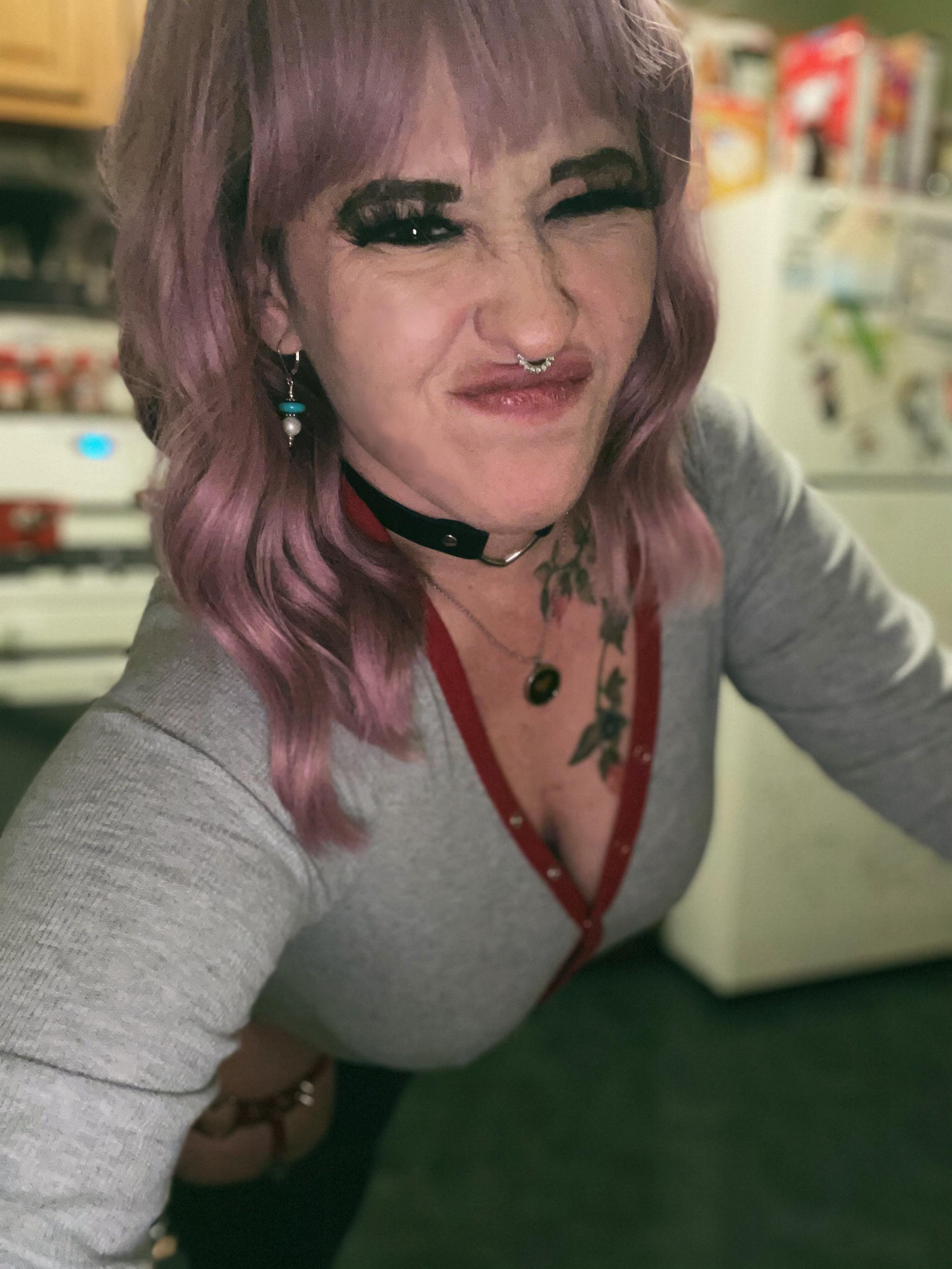 Happy Friday everyone!! (Over 18) | Scrolller