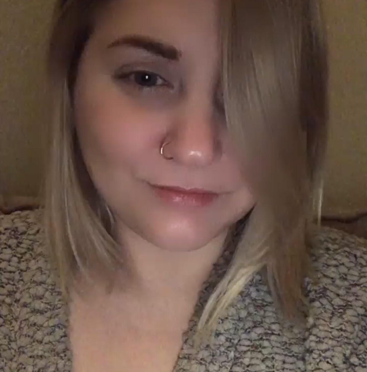 Happy Friday! 🍷🌳 (Over 18) | Scrolller