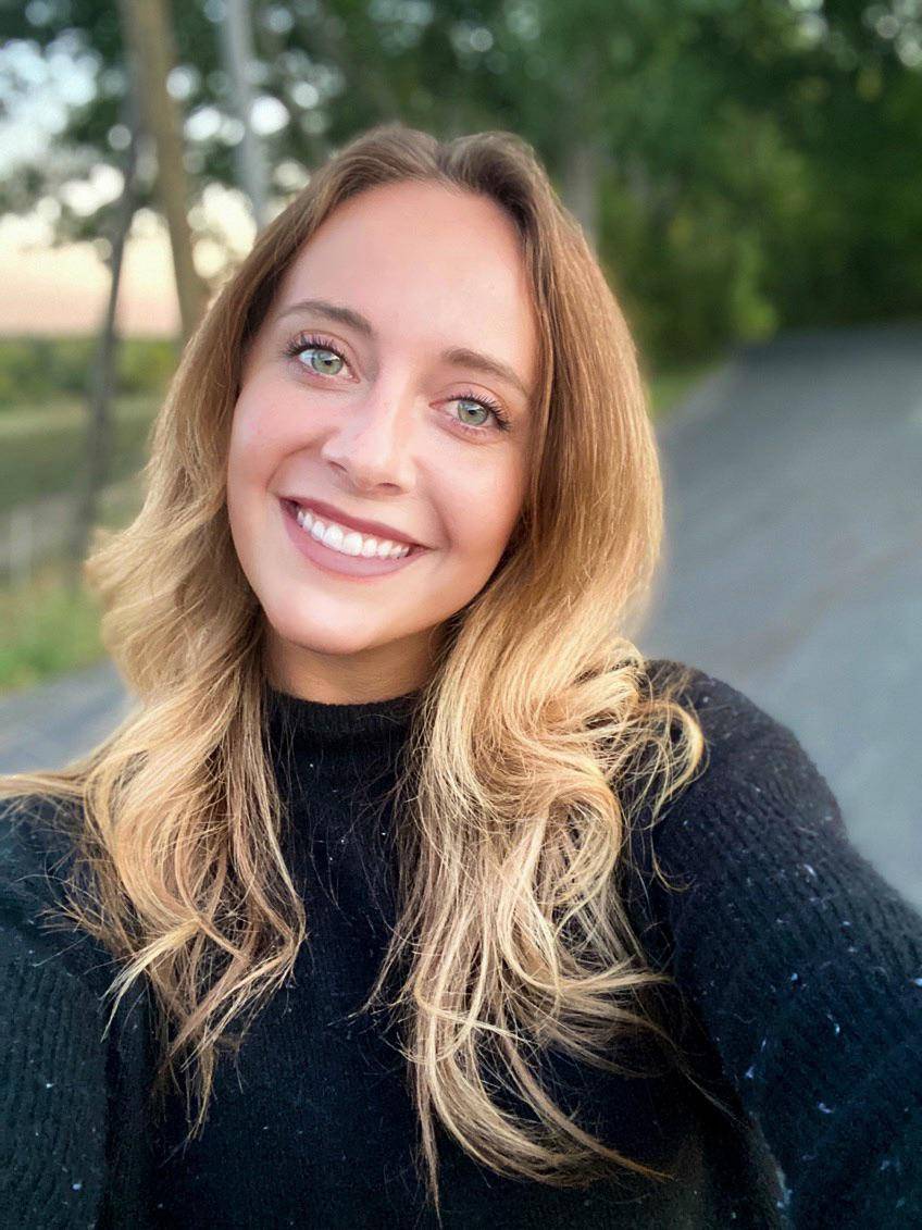 Happy gal 😈 | Scrolller