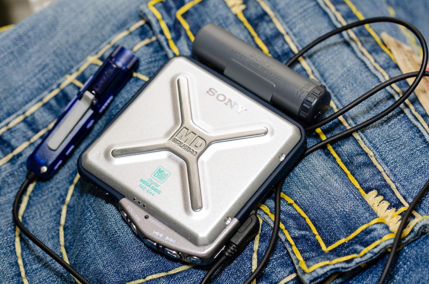 Happy minidisc day! | Scrolller