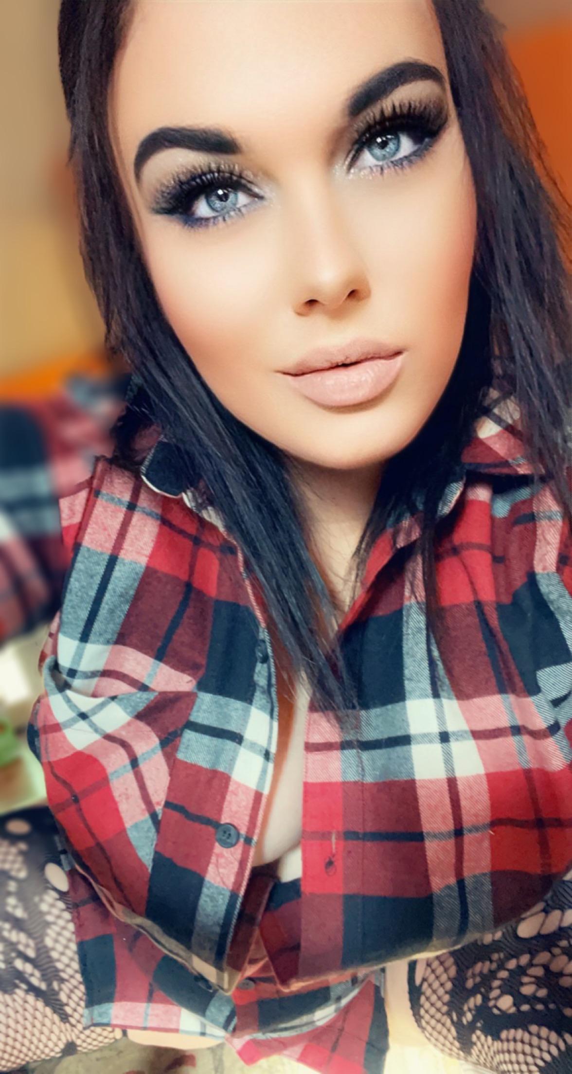 Happy Monday. How’s it going? | Scrolller