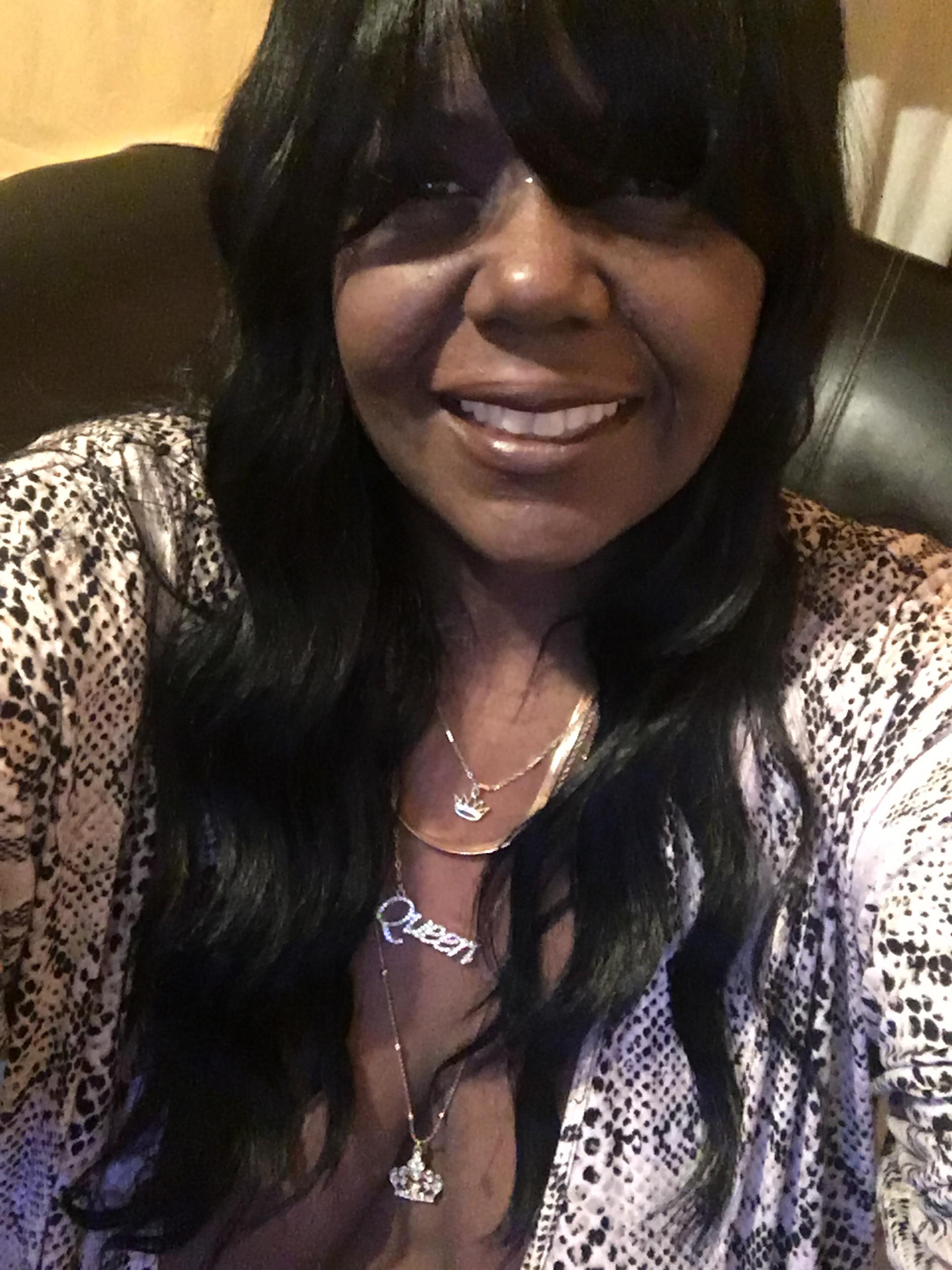 Happy Monday!!!! Love my new necklace! Message me to worship. | Scrolller