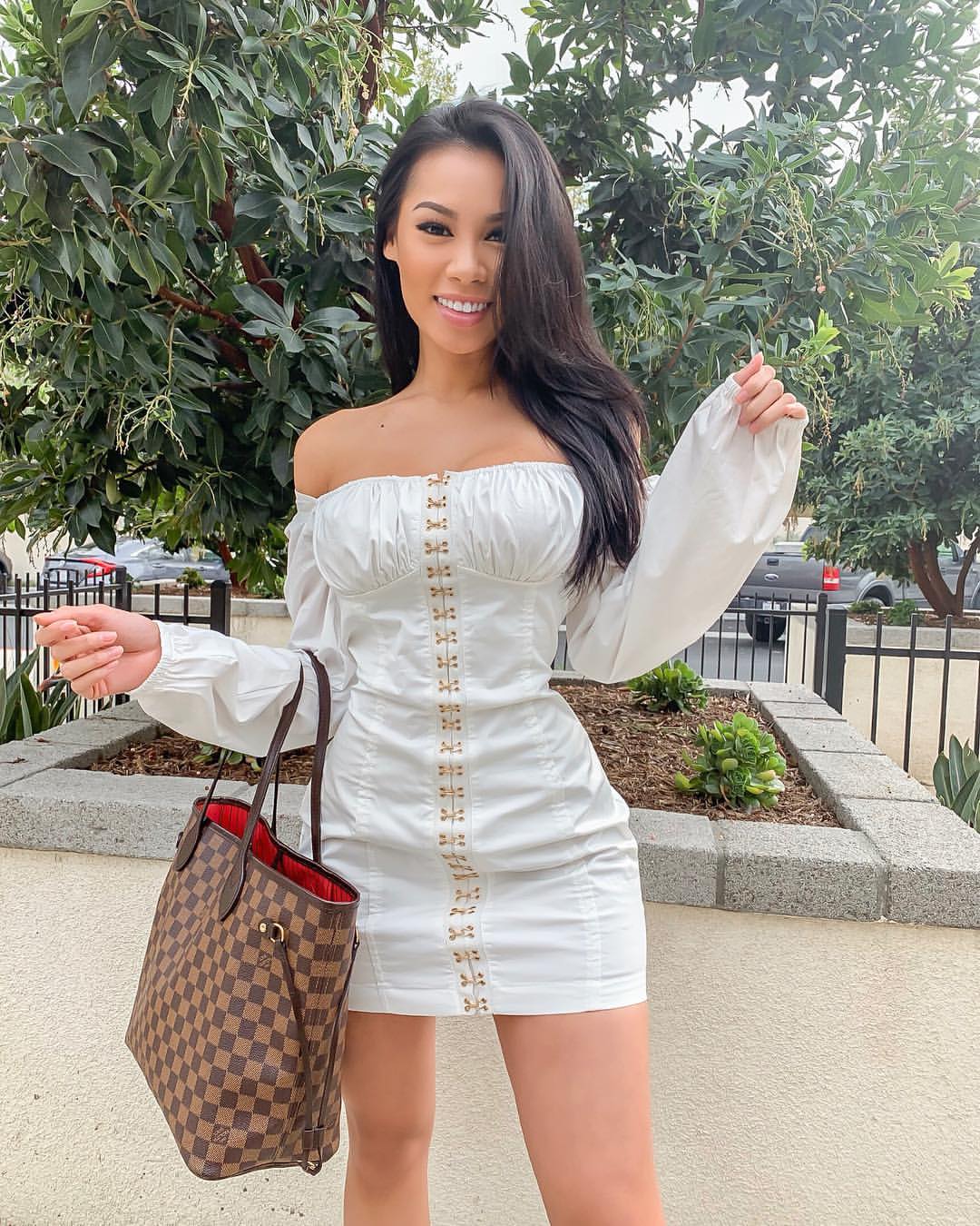 Happy Sunday | Scrolller