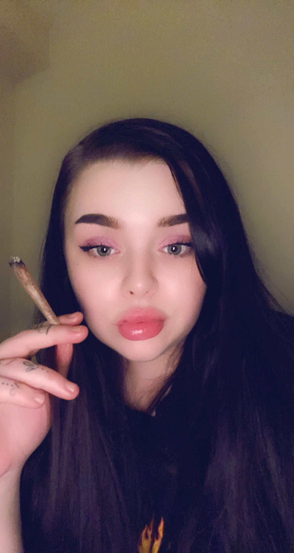 Juicy 💋 Scrolller 2587