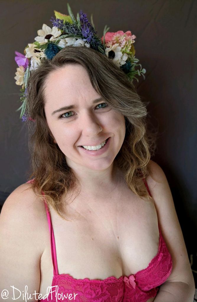 Happy Wednesday. 💗💗 [F] 31 | Scrolller