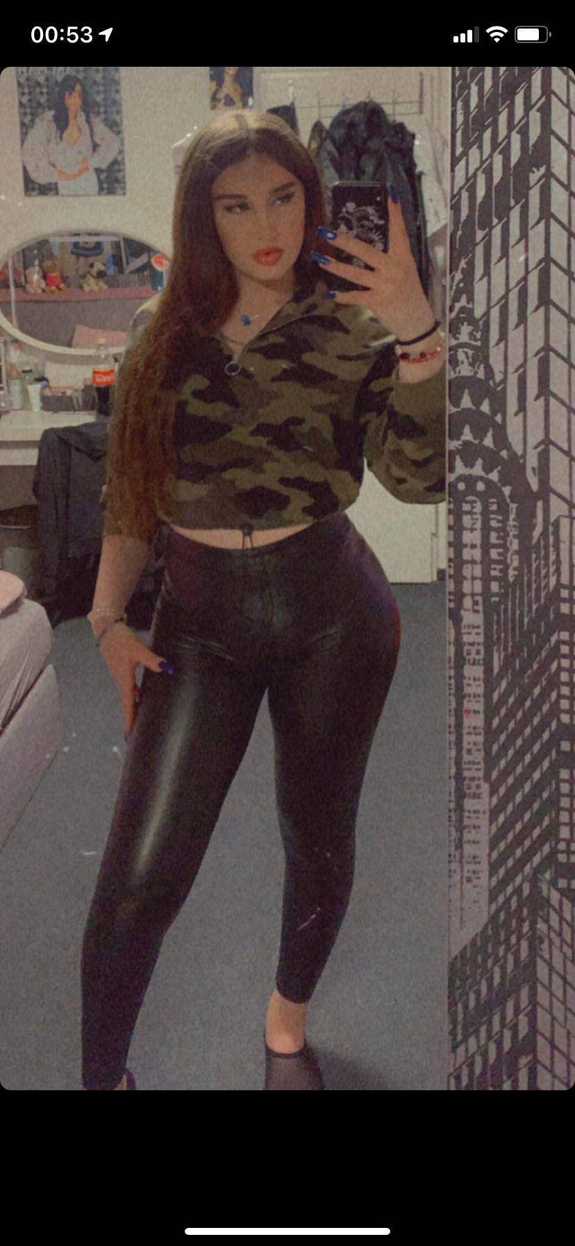 Hat jemand was von Aleyna shishkova? | Scrolller