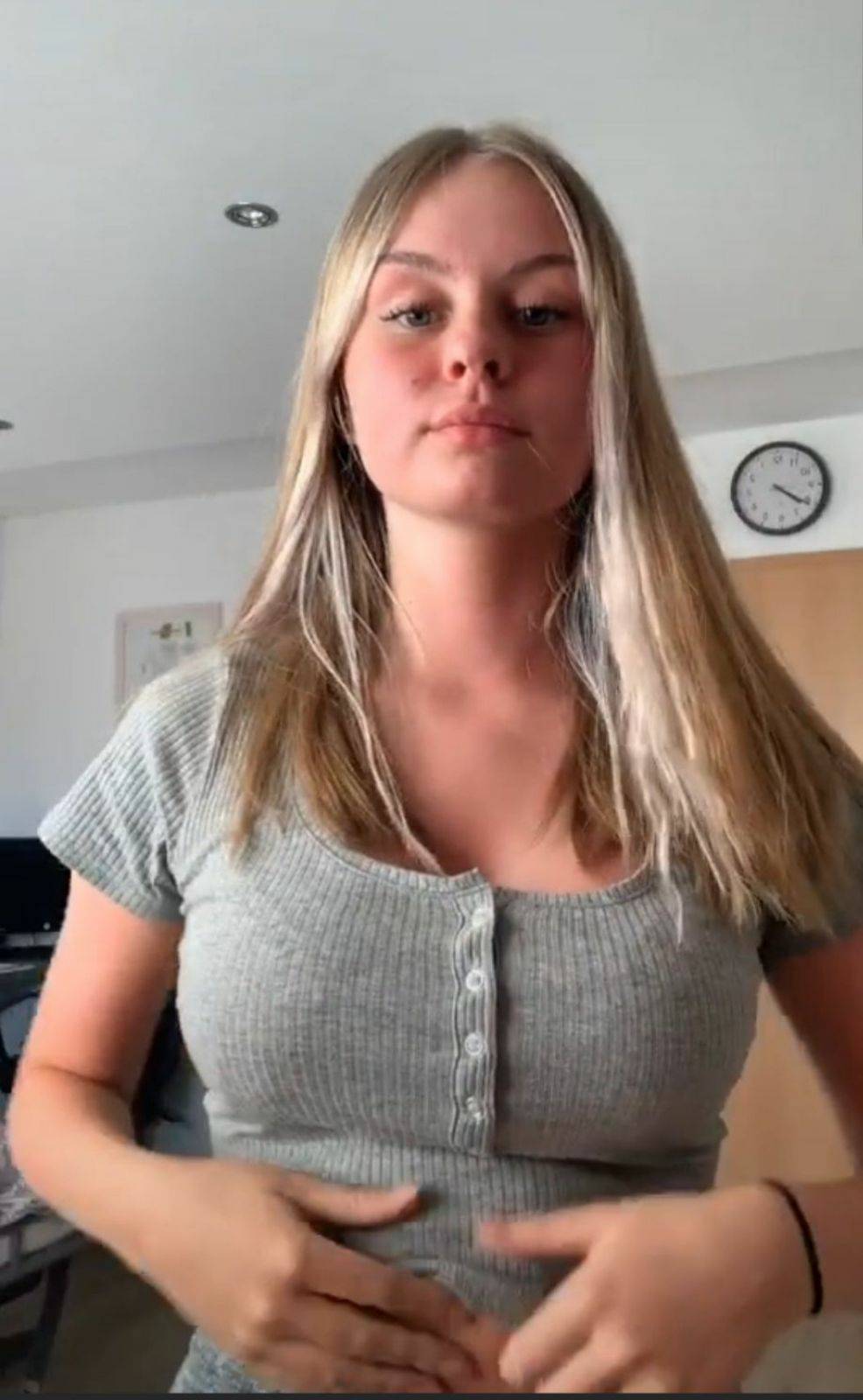 Hat wer bock gemeinsam auf sie zu wixxen? | Scrolller