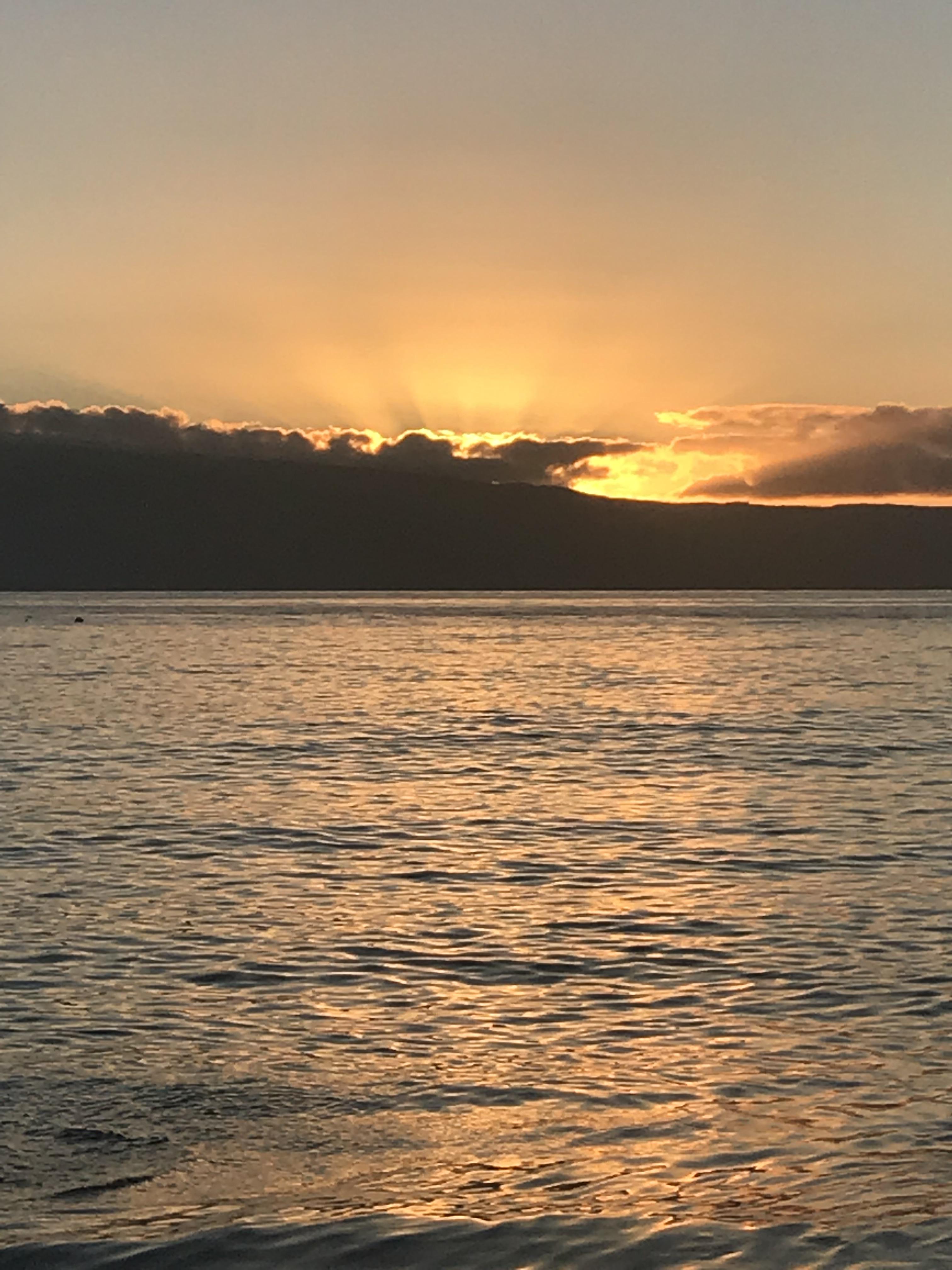 Hawaiian Sunset | Scrolller