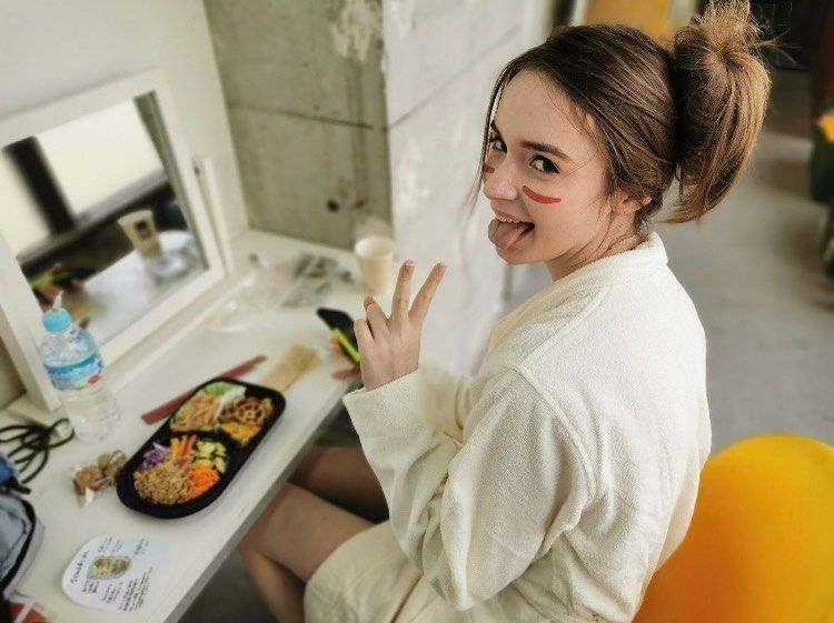 Hazel Moore, Bento Lunch | Scrolller