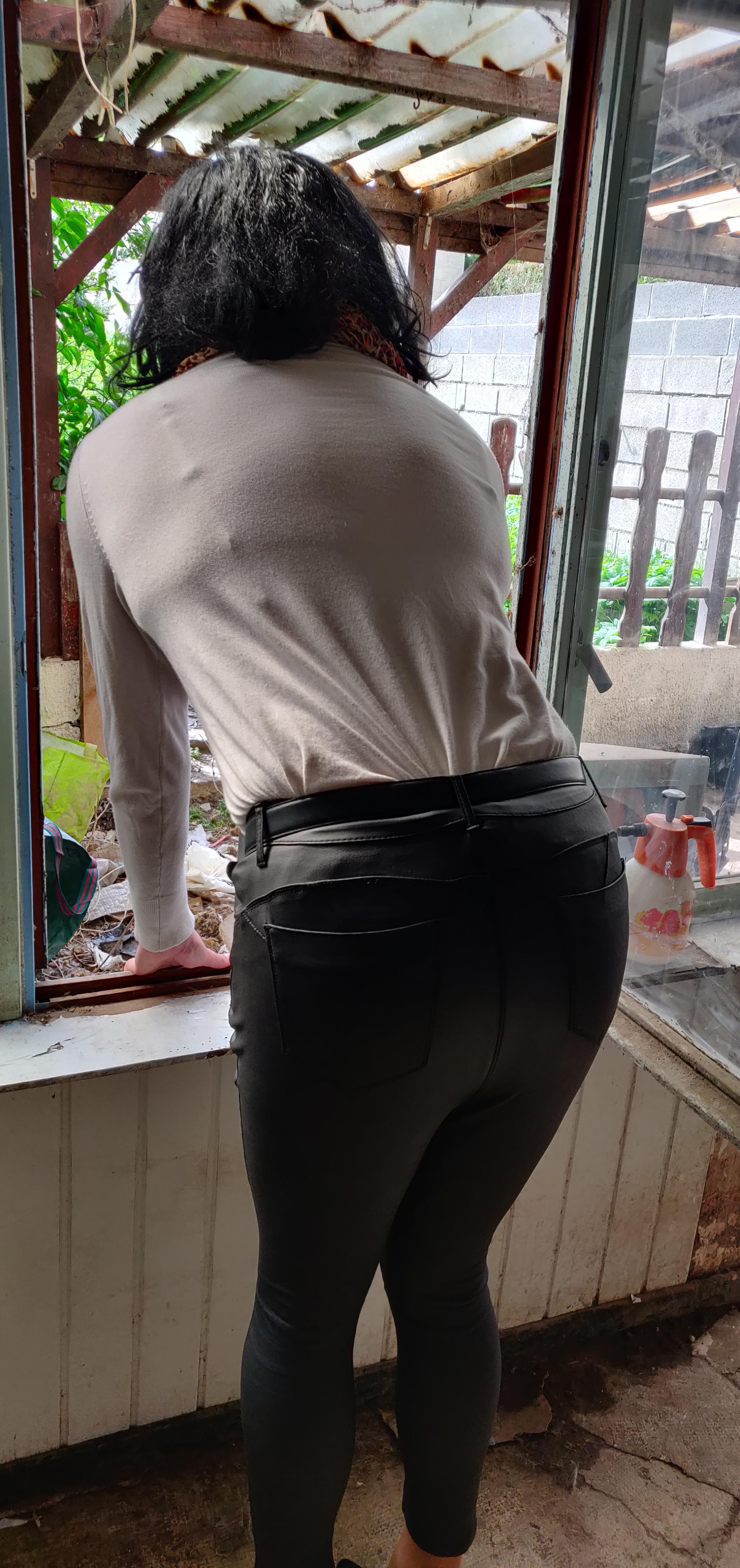 He like my bum bum lol | Scrolller