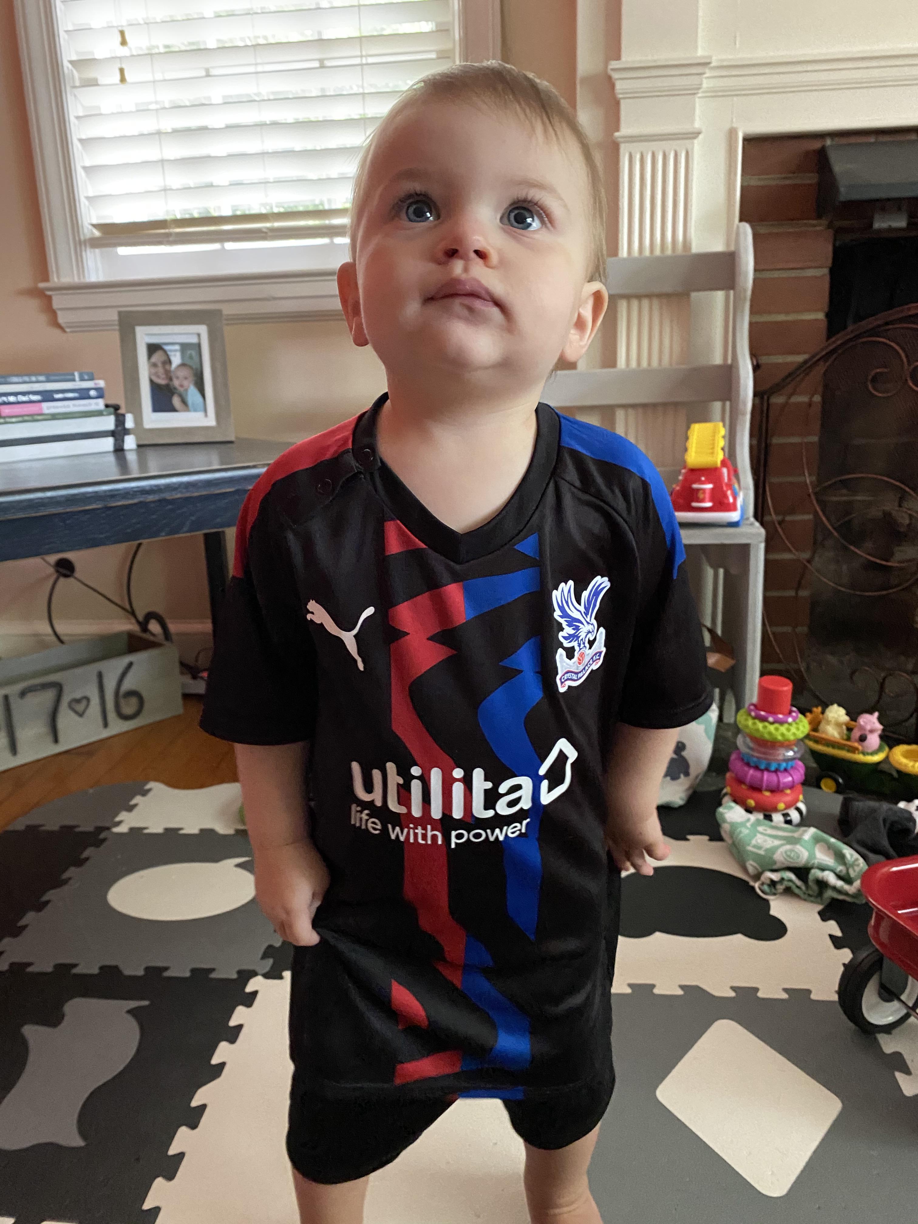 He’s been waiting 100 days to put on the kit. UP THE PALACE!!! | Scrolller