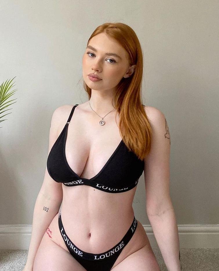 Head tilt | Scrolller