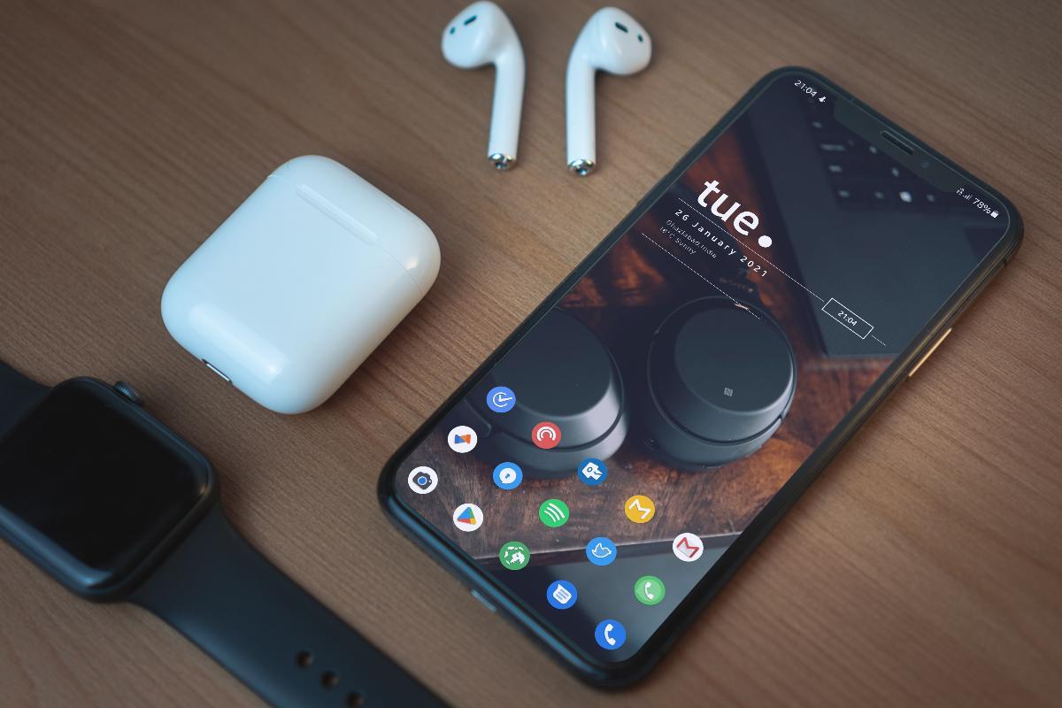 Headphones | Scrolller