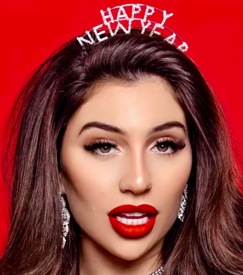 Headshot | Scrolller