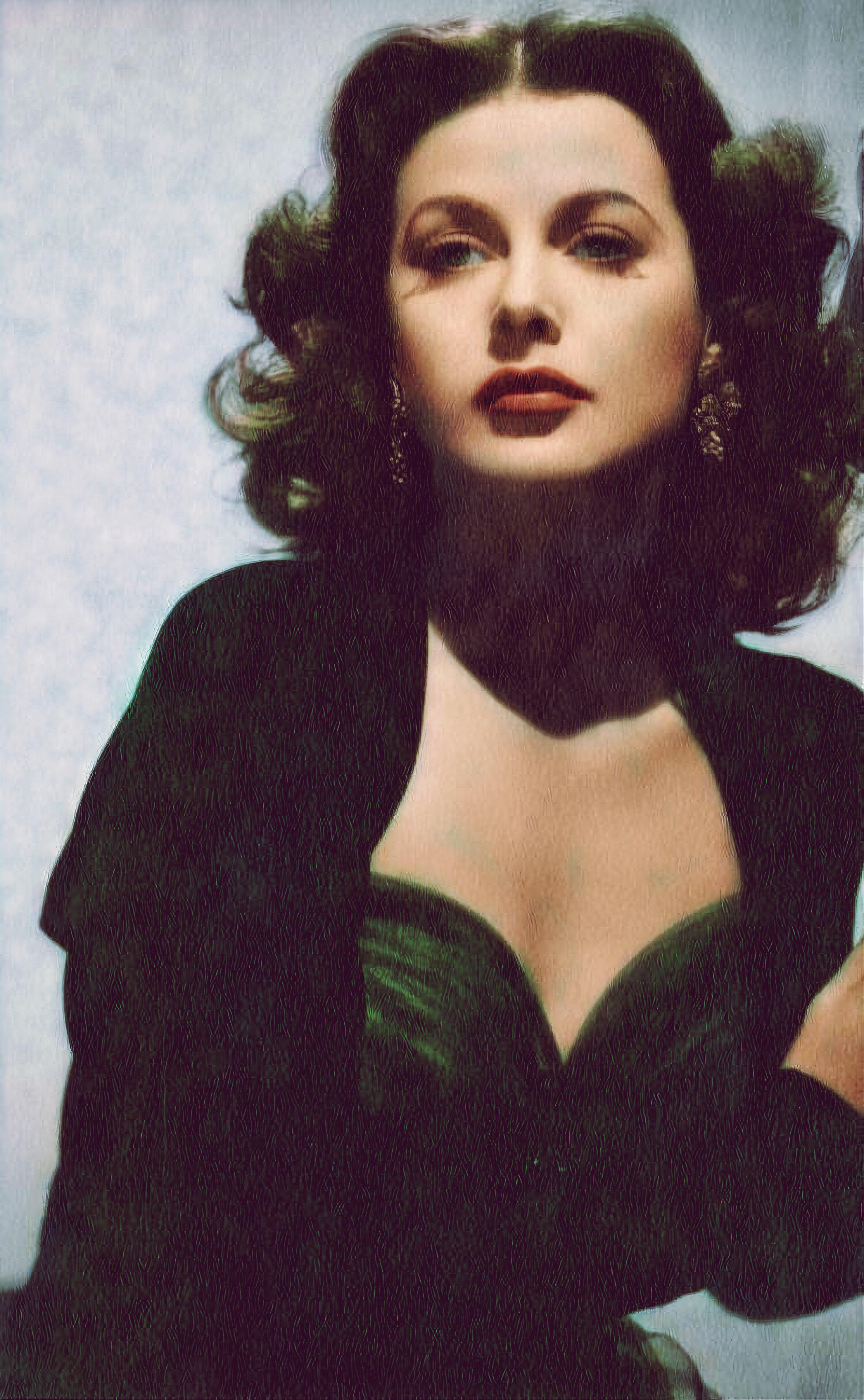 Hedy Lamarr | Scrolller