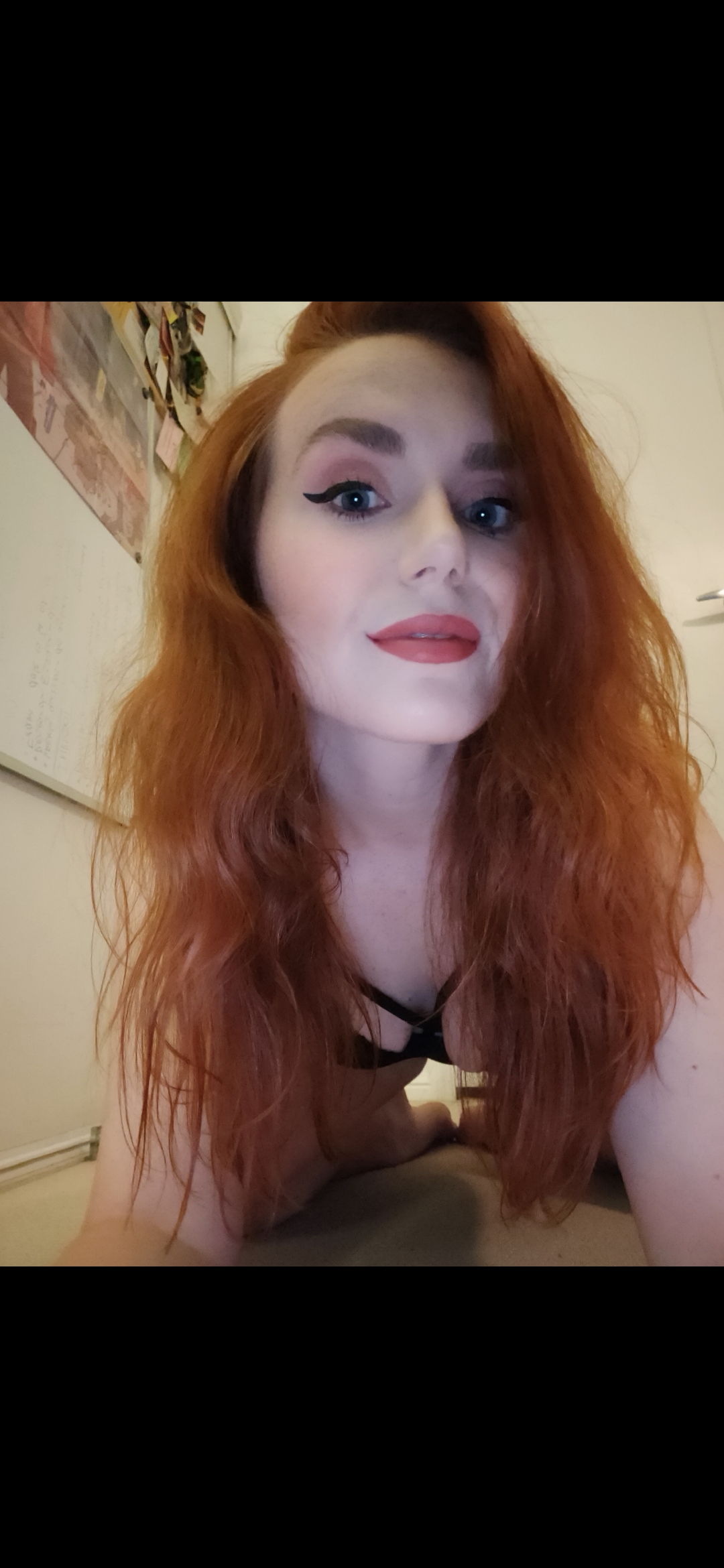 Hehe hi 🤩🤤😏😌😝🍦🥺🍑💦👅 | Scrolller