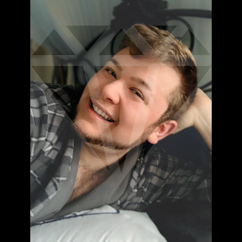 Hello 25 bottom here 😘 | Scrolller