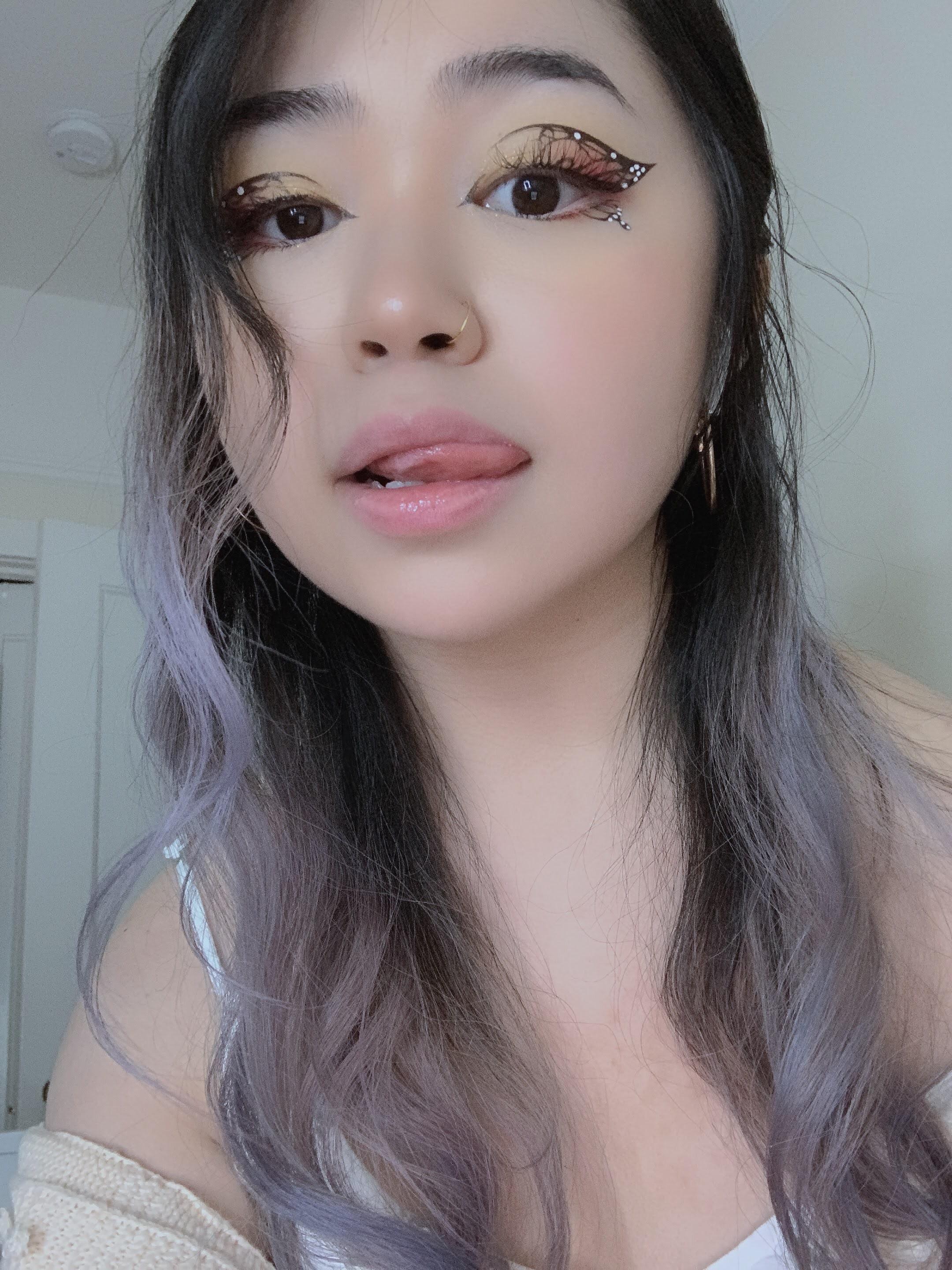 Hello 😛 | Scrolller