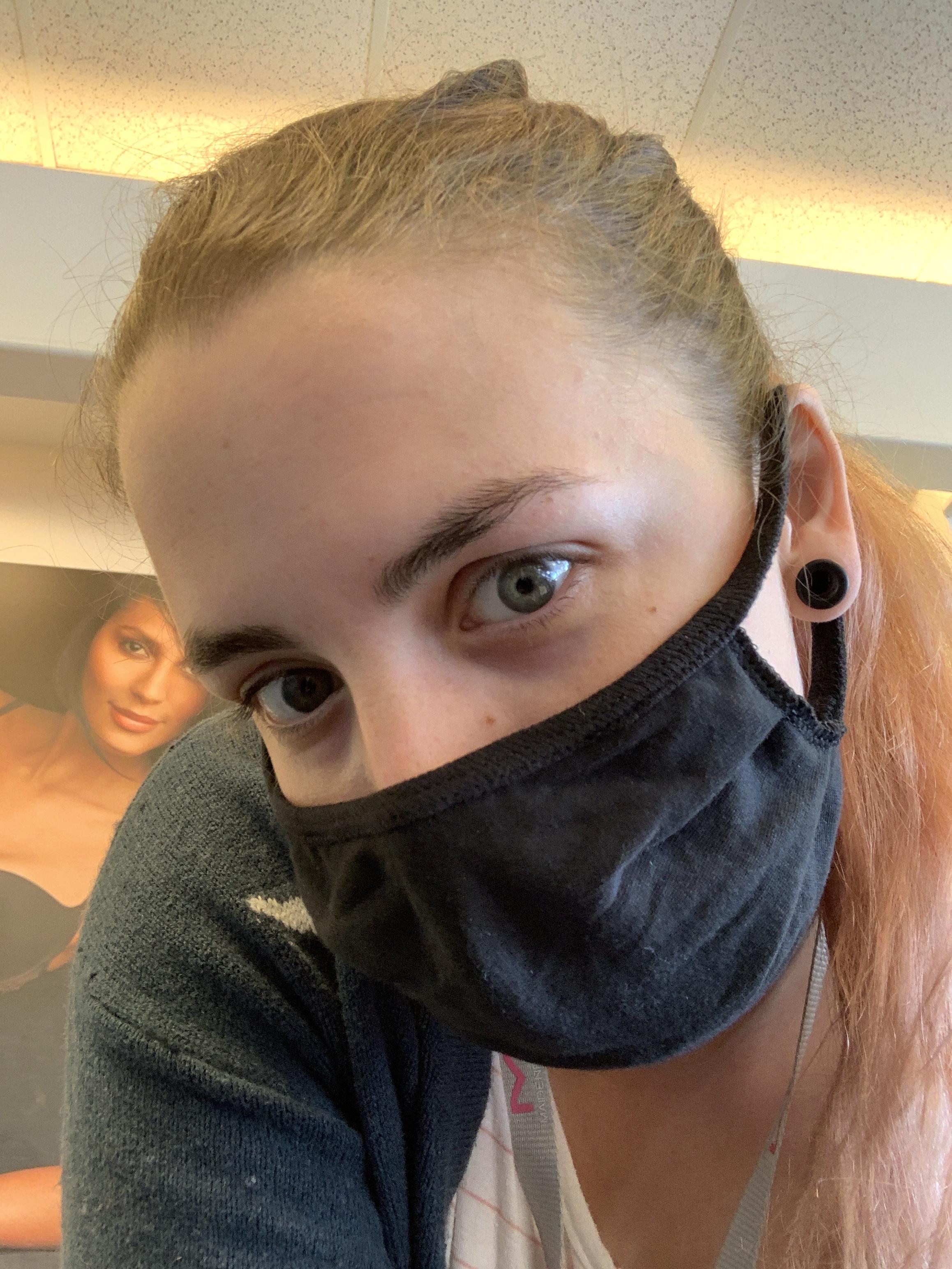 Hello all 18+ | Scrolller