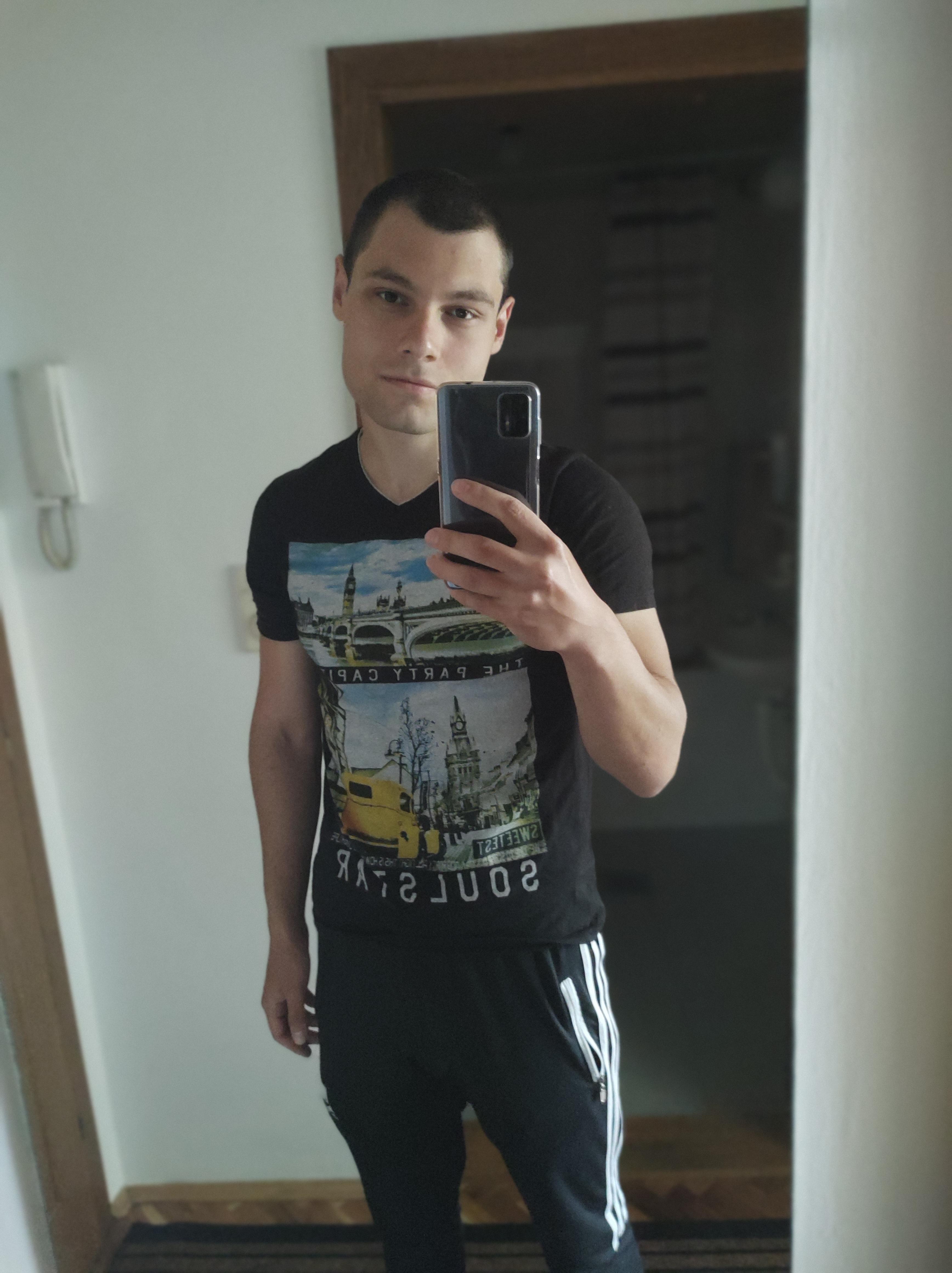 Hello boys and girls ️ | Scrolller