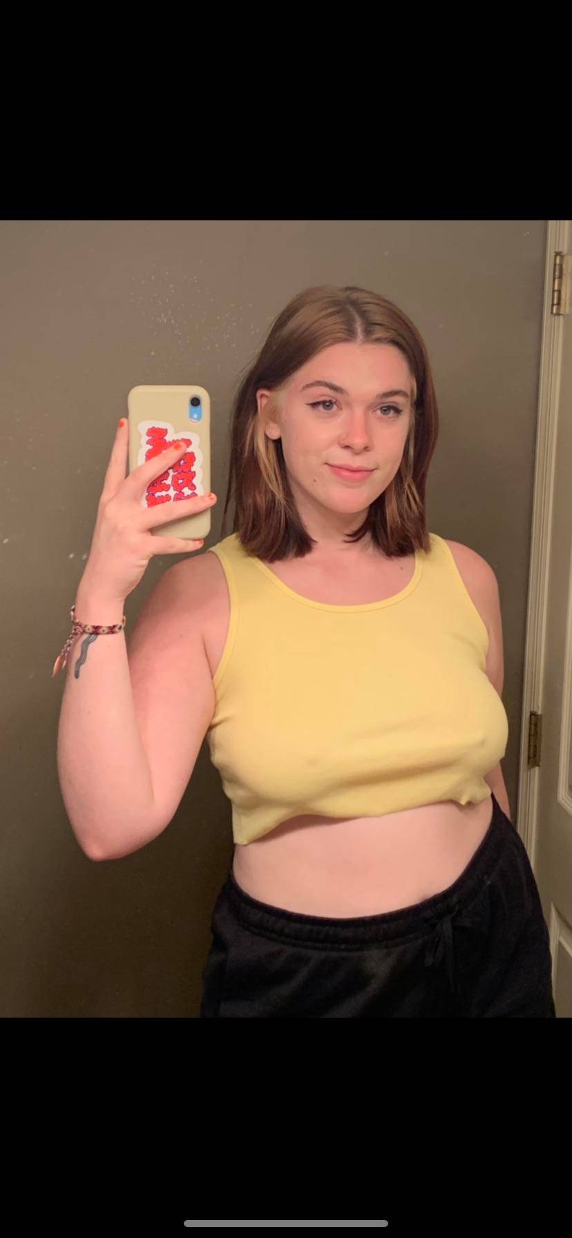 Hello (: [f20] | Scrolller