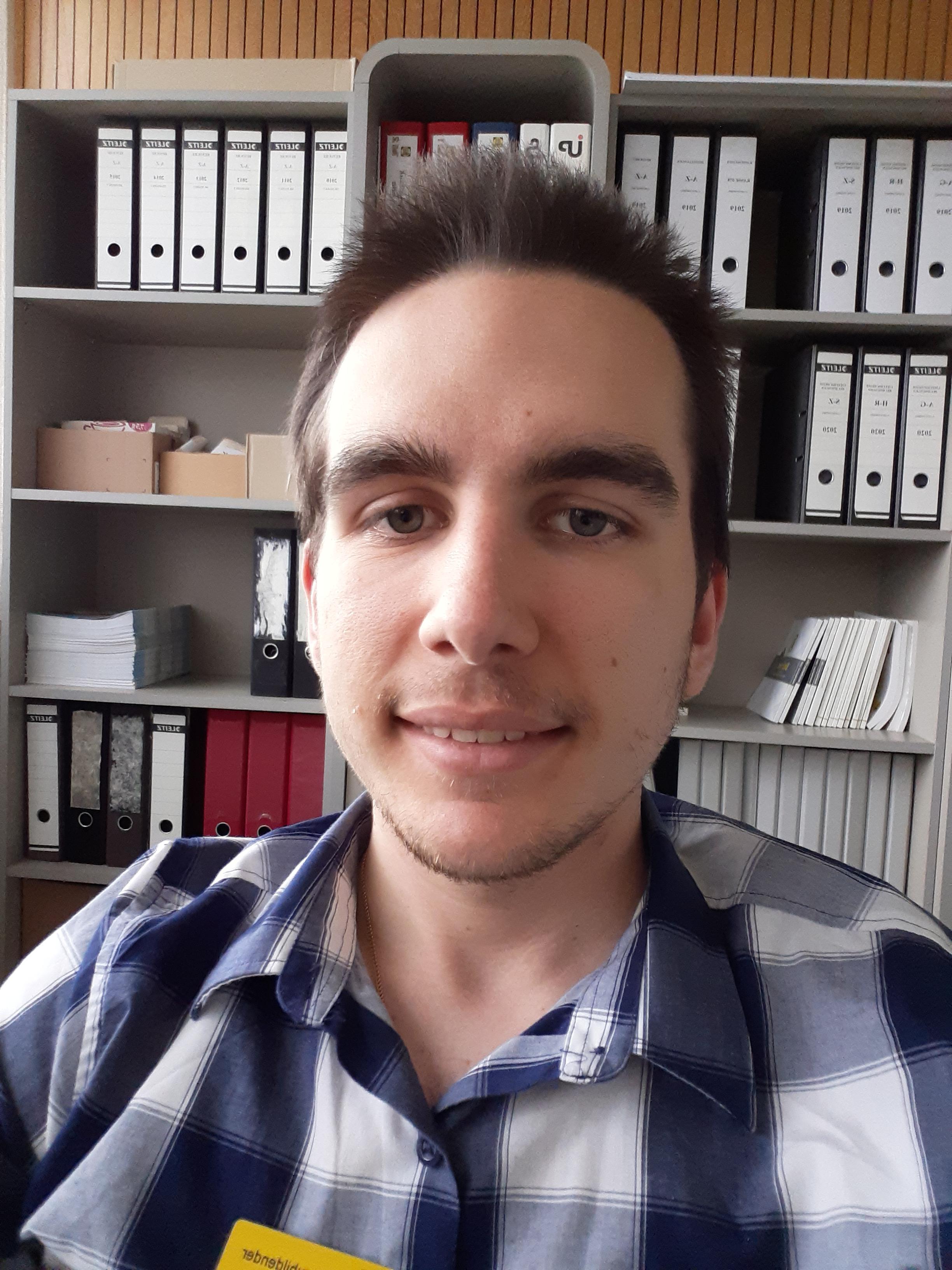 Hello guys:) | Scrolller