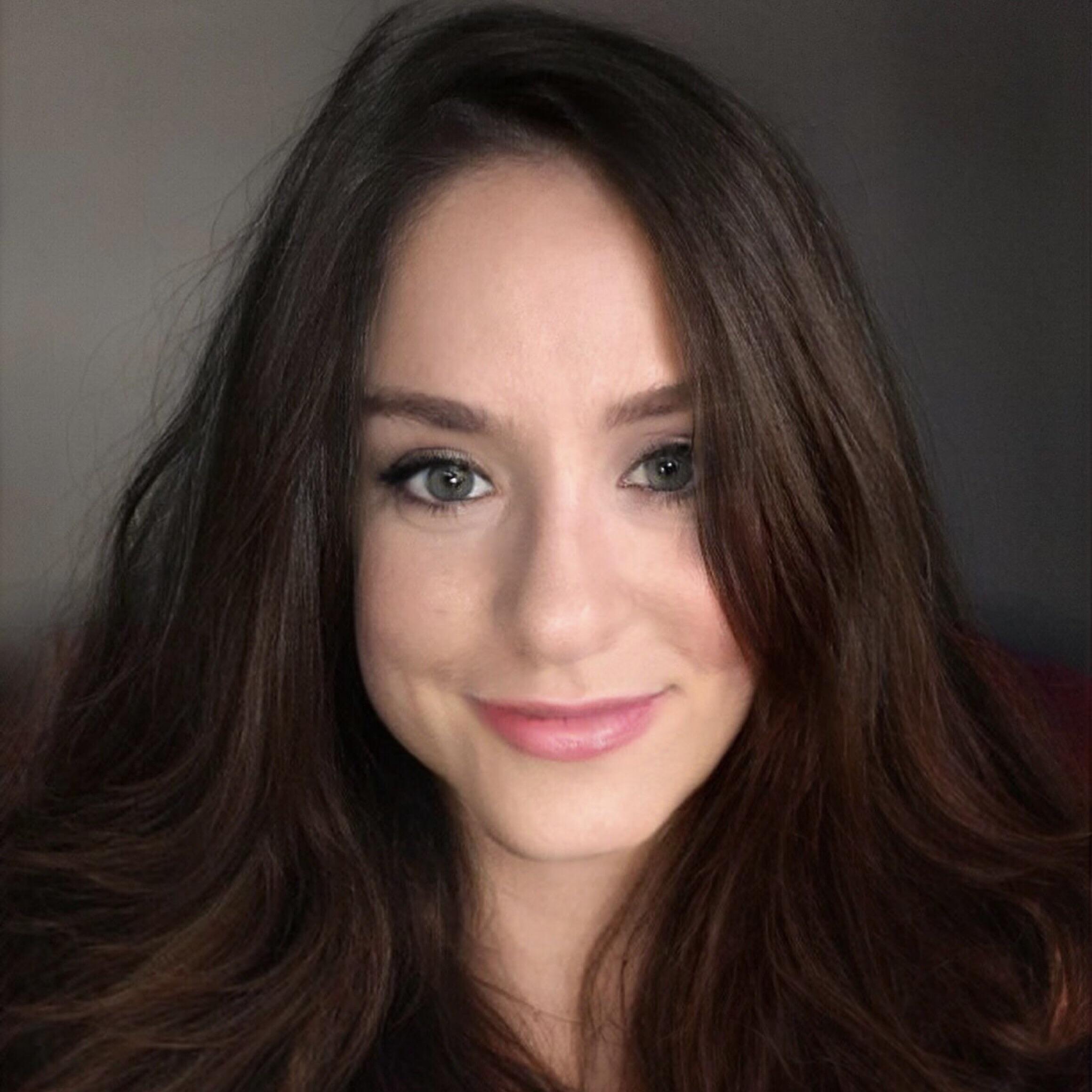 Hello 👋 [over 18] | Scrolller