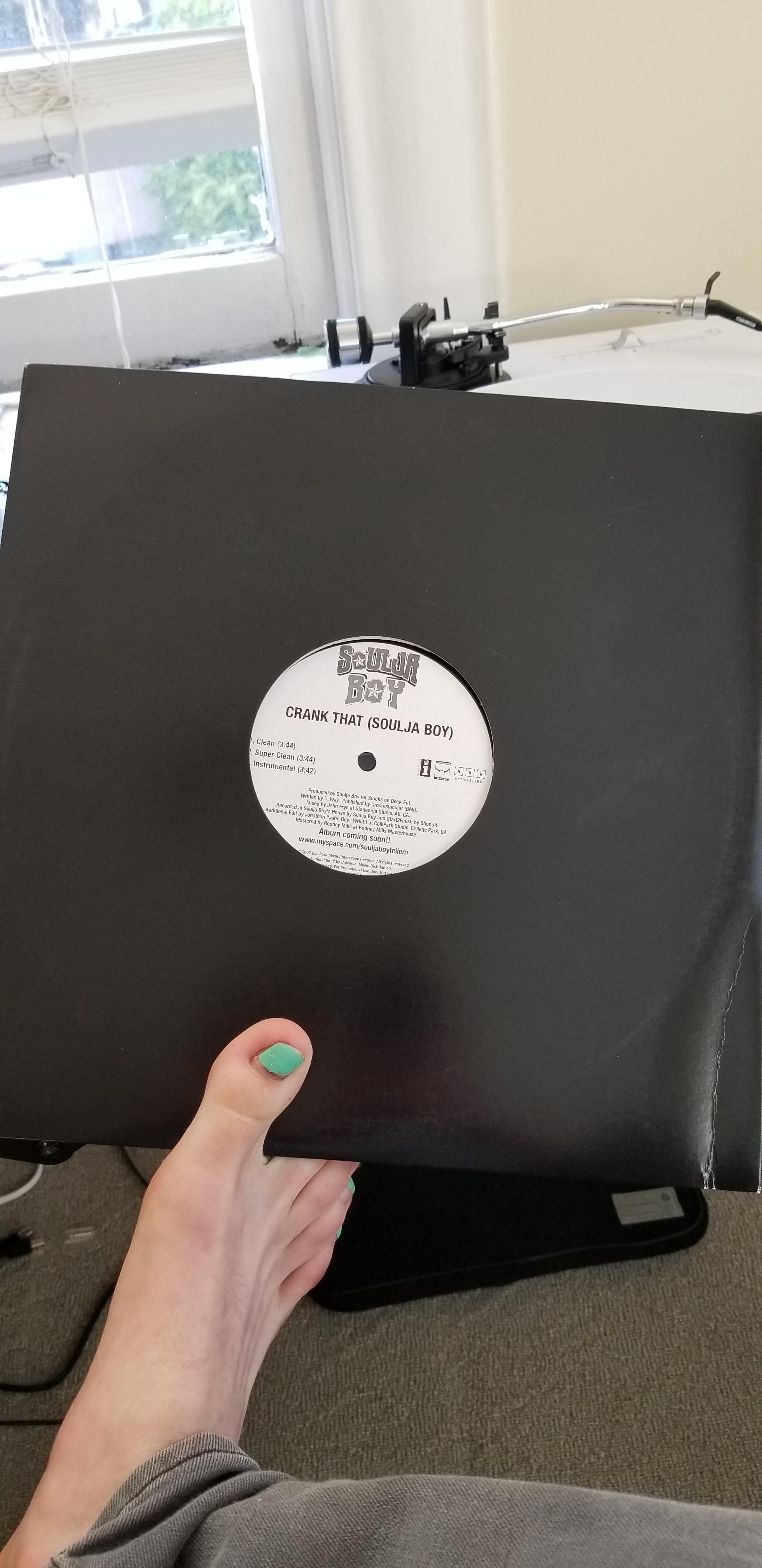 HELP, IS THIS A GRAIL??!! | Scrolller