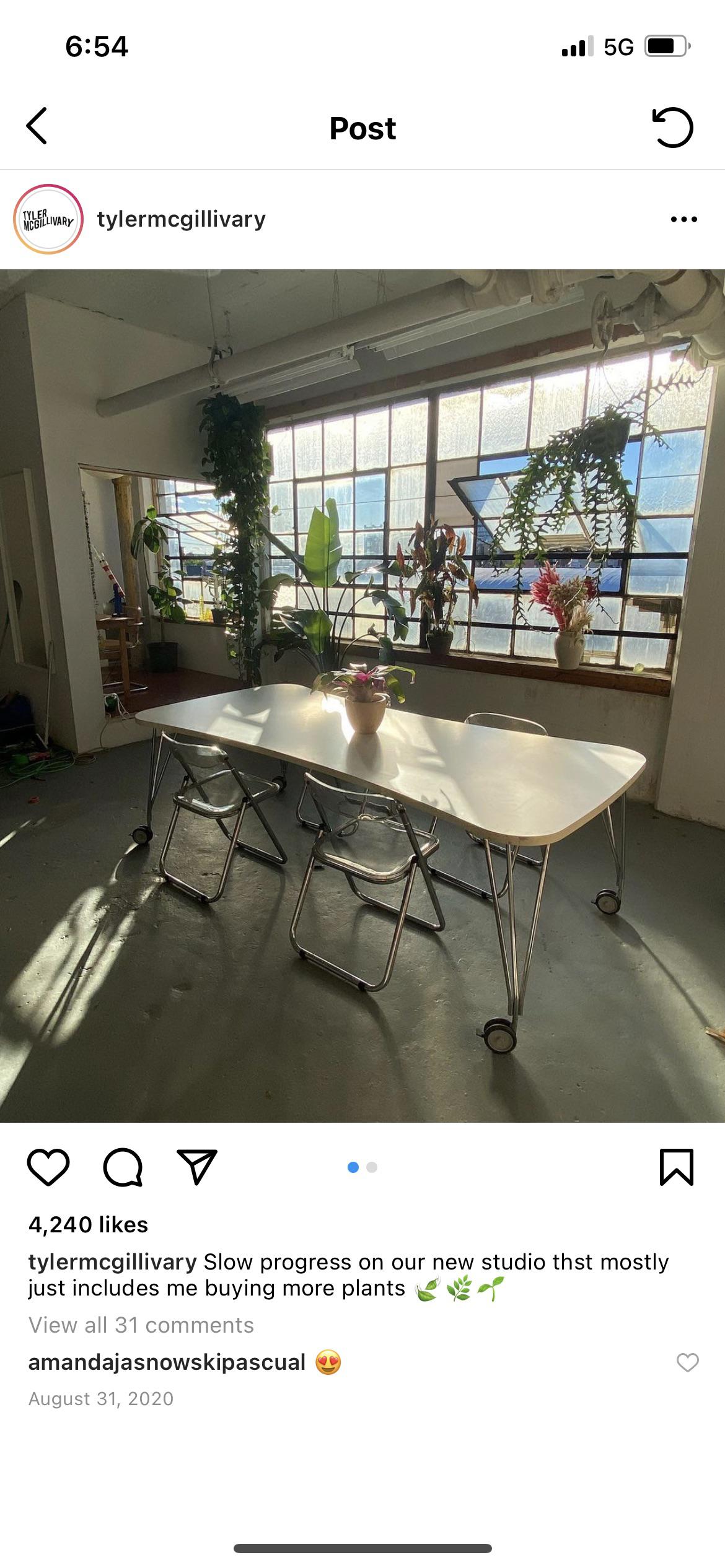 Help! What is this table?! | Scrolller