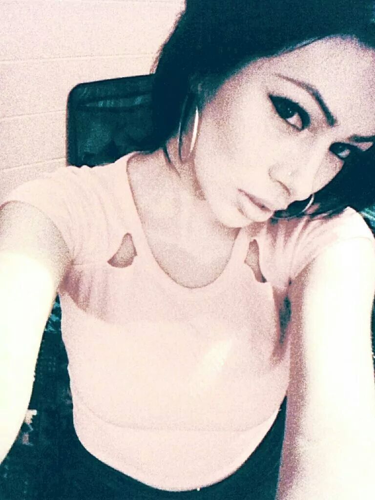 Her again. Unzip | Scrolller