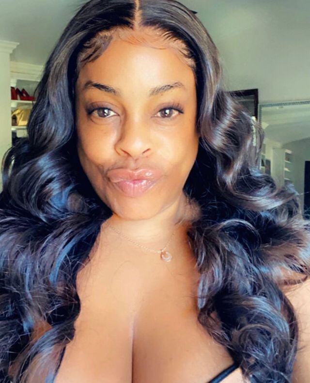 Her Cleavage Looks So Good Here | Scrolller