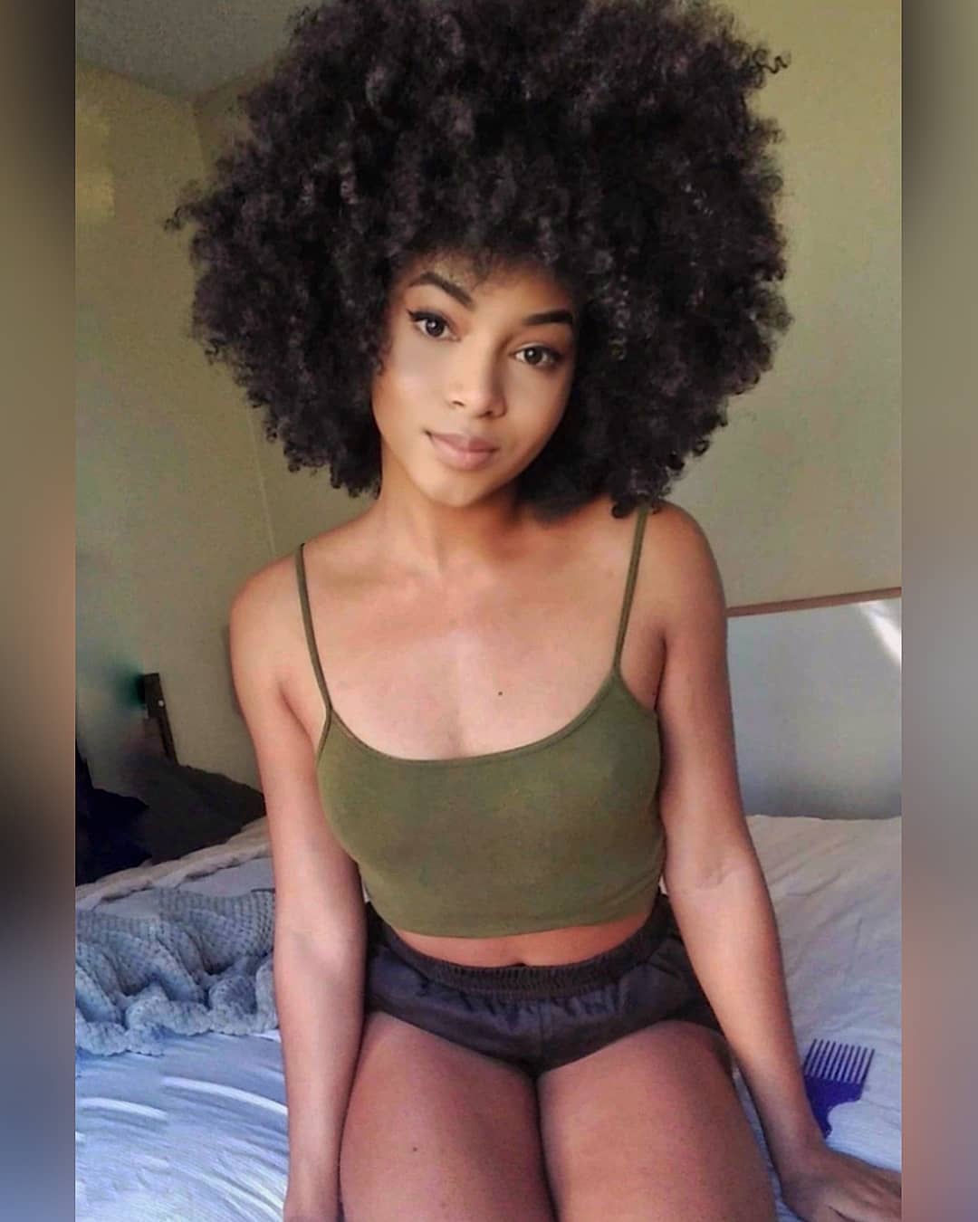 Her Crown | Scrolller