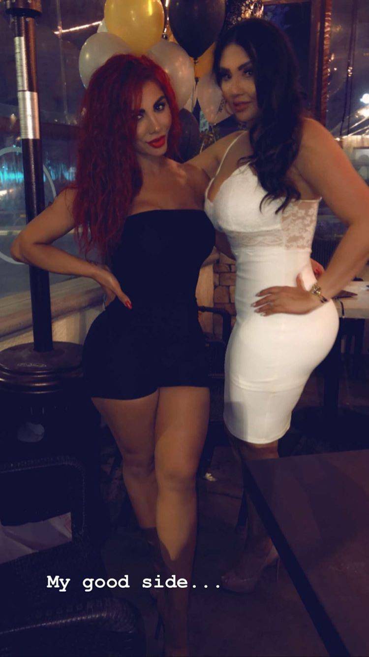 Her friends have big butts too | Scrolller