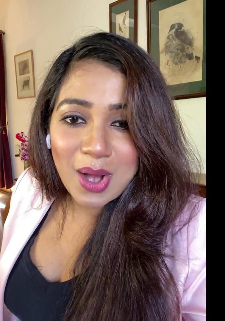 Her reaction when she notice bulge in your pant SHREYA GHOSHAL | Scrolller