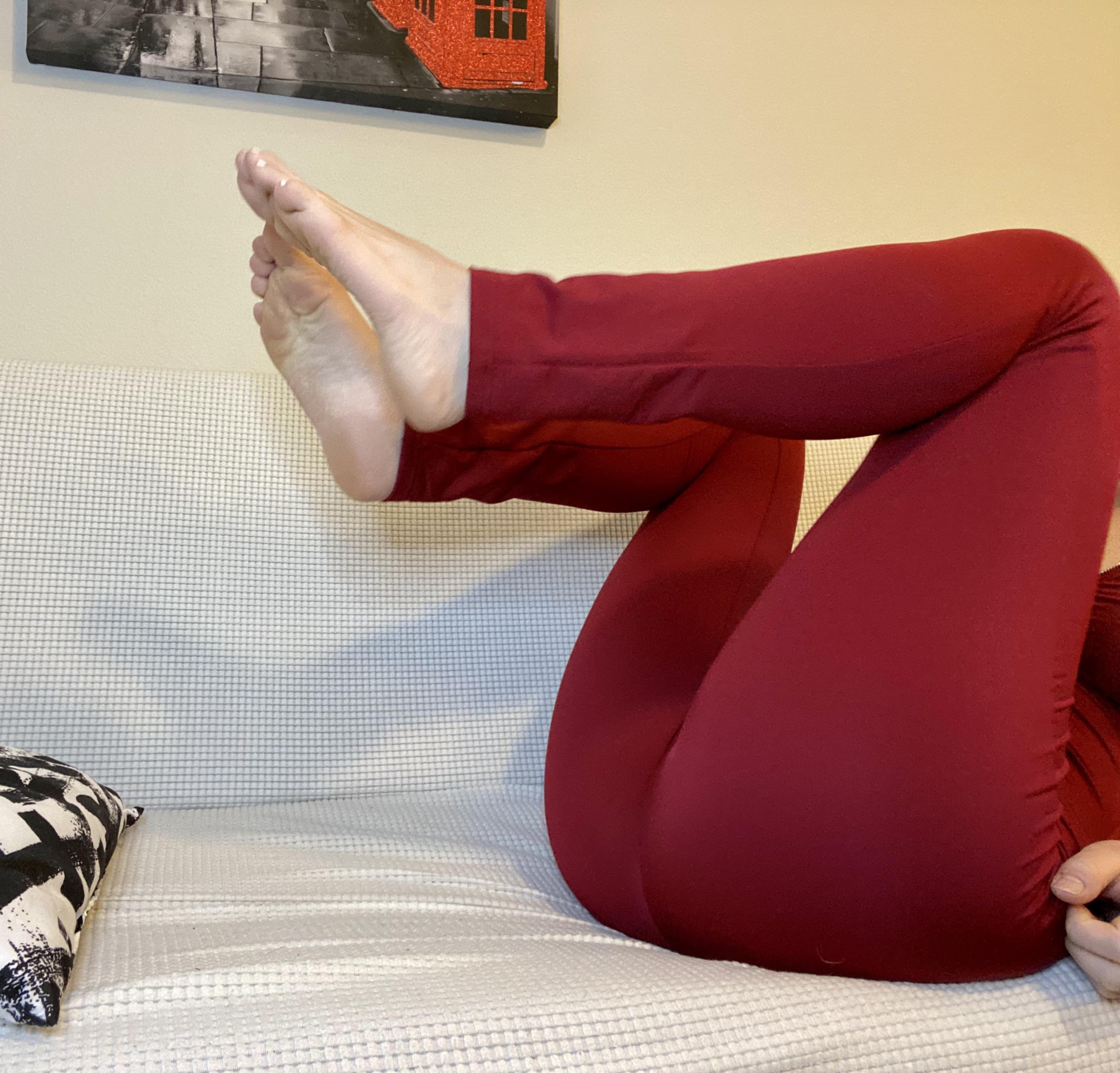 Here’s your dinner baby. Enjoy | Scrolller