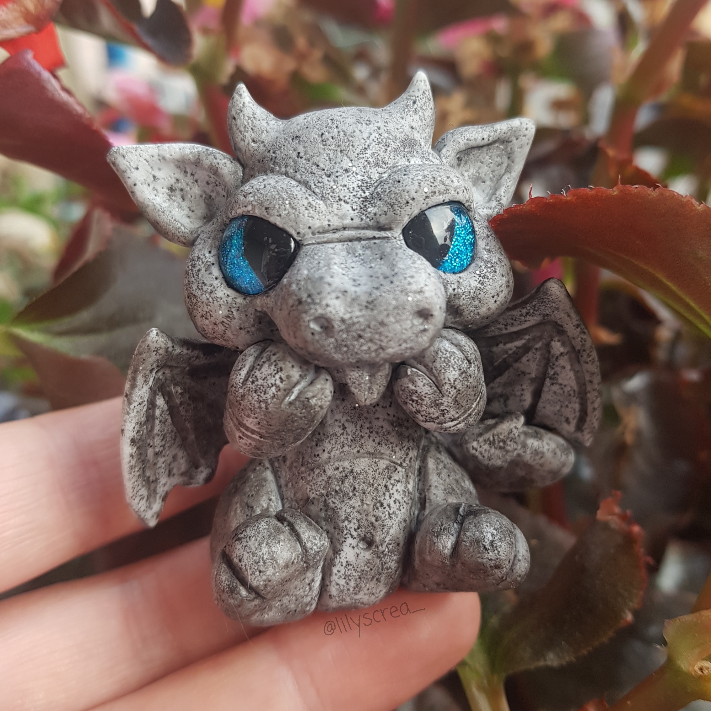 Here's a little gargoyle! | Scrolller