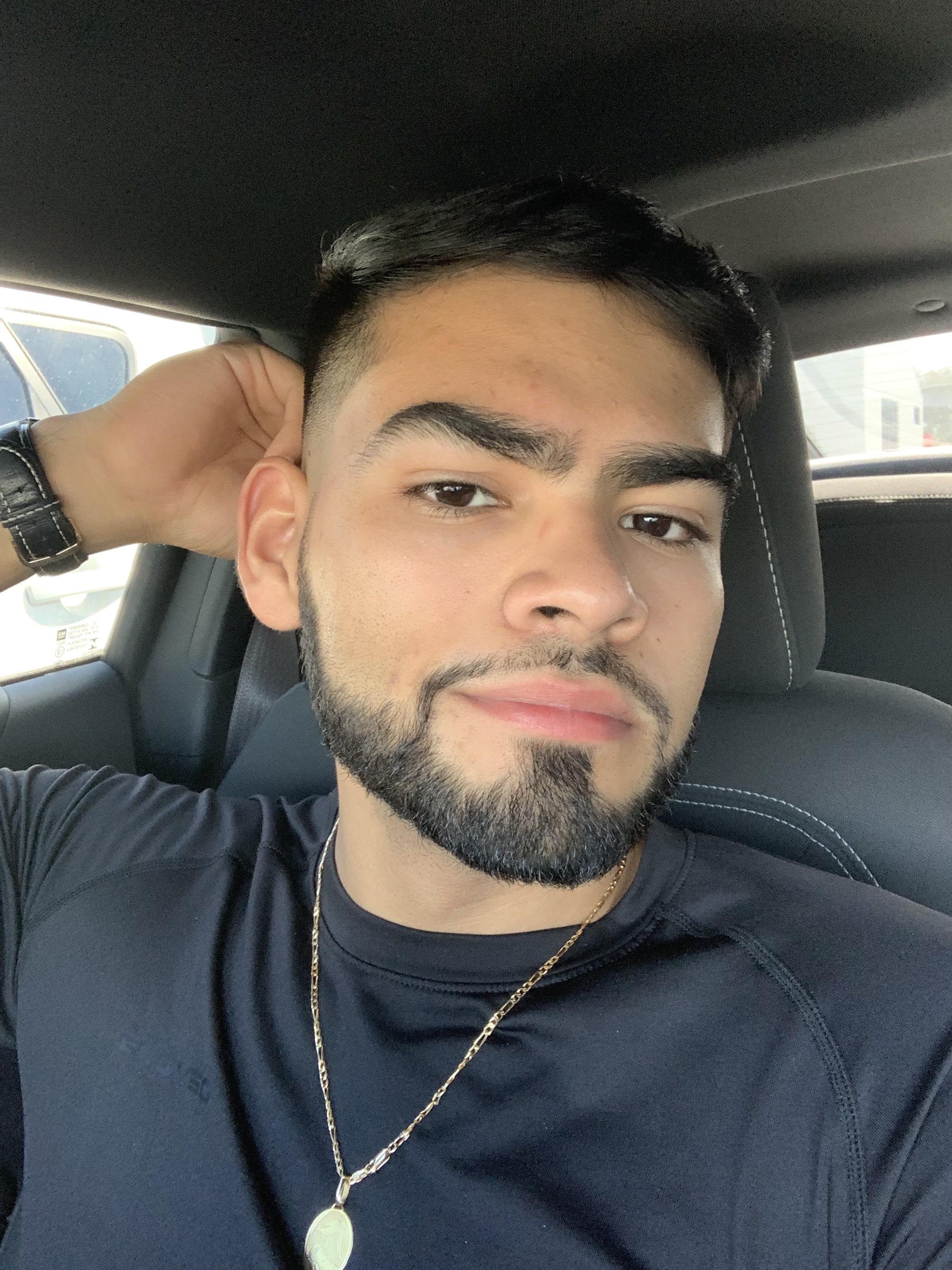 Hey 🇵🇷 | Scrolller