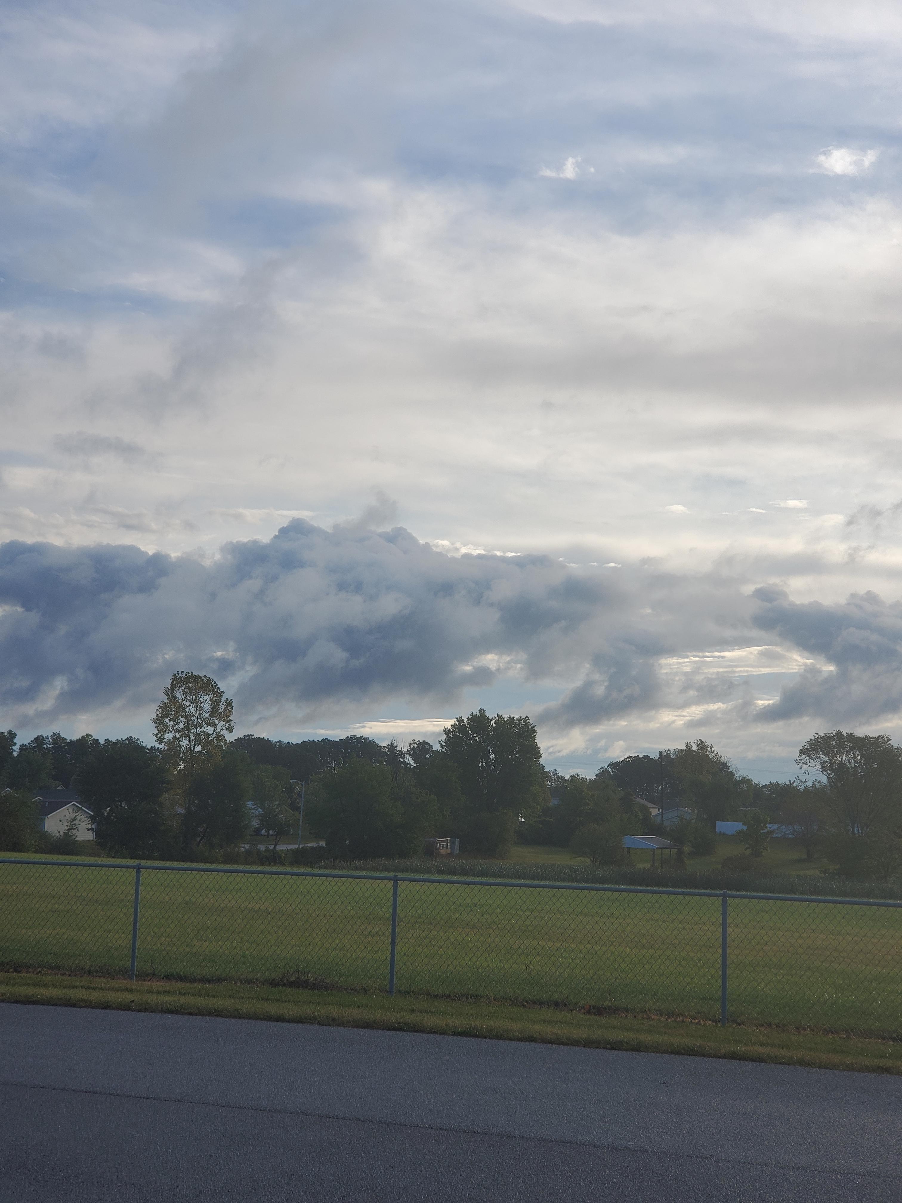 Hey check out this cloud | Scrolller