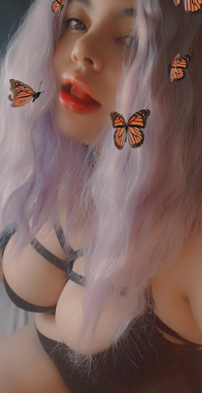 Hey cutie 🥰🌸 | Scrolller