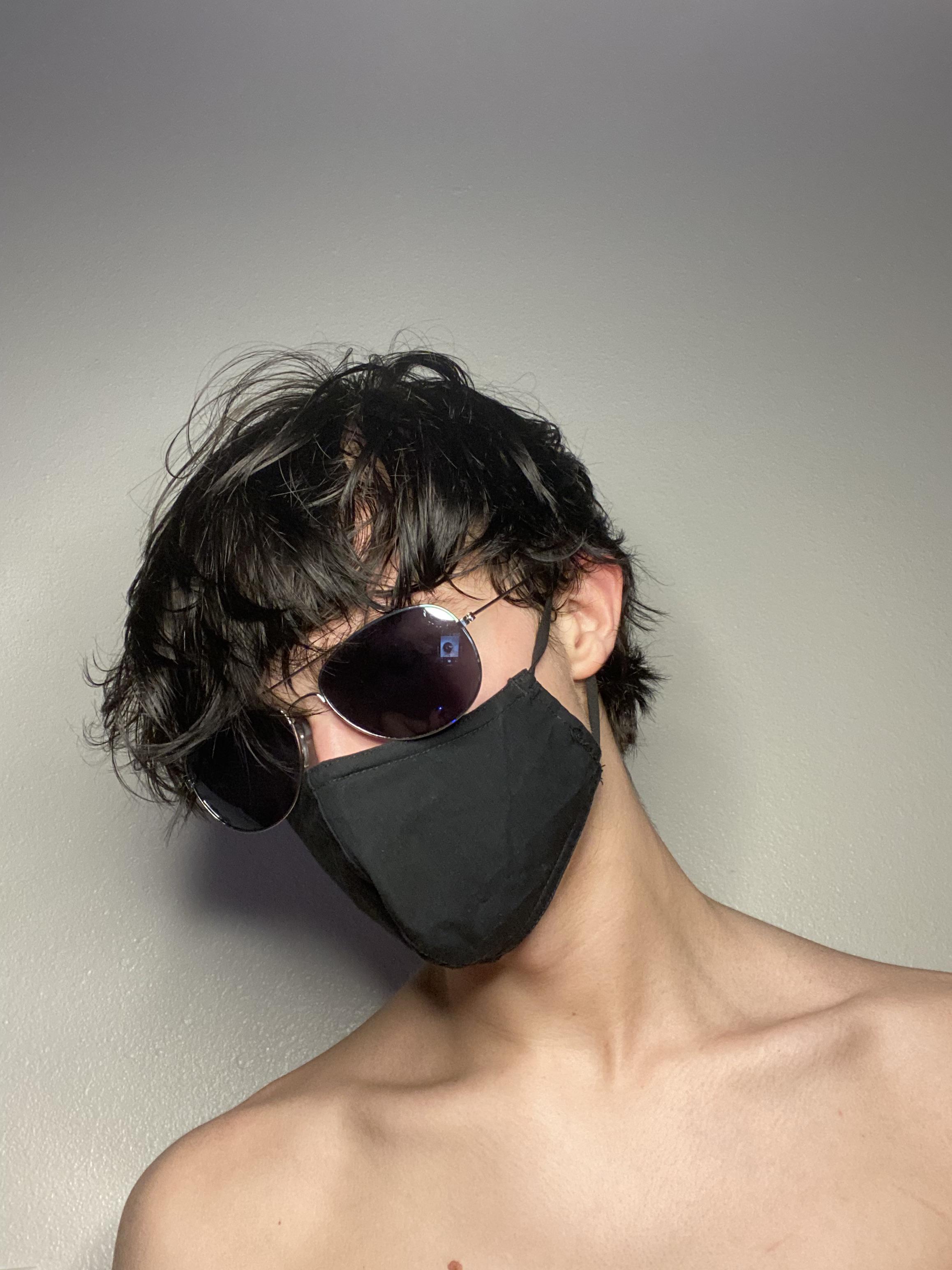 Hey I’m Milo! | Scrolller