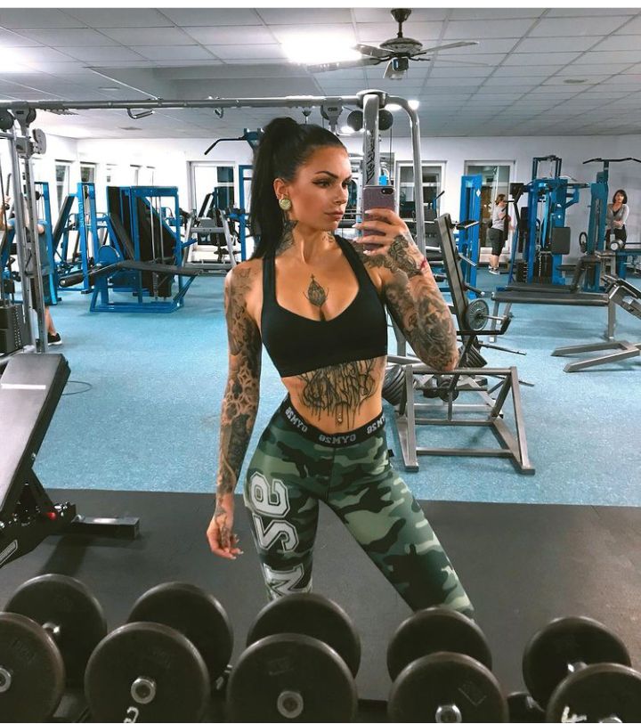 Hey sissies some hard tasks now snapchat mistressemily2 | Scrolller